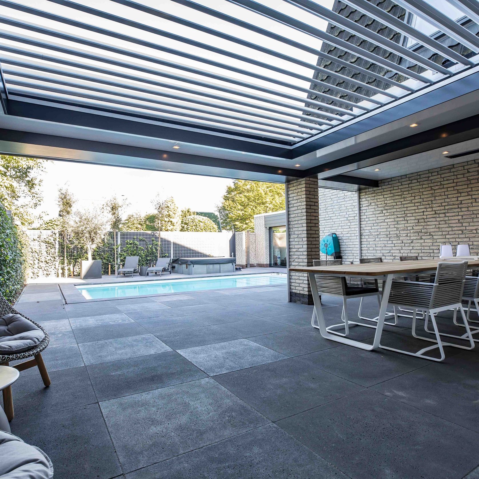 200/35 Slimline Opening Roof | ArchiPro AU