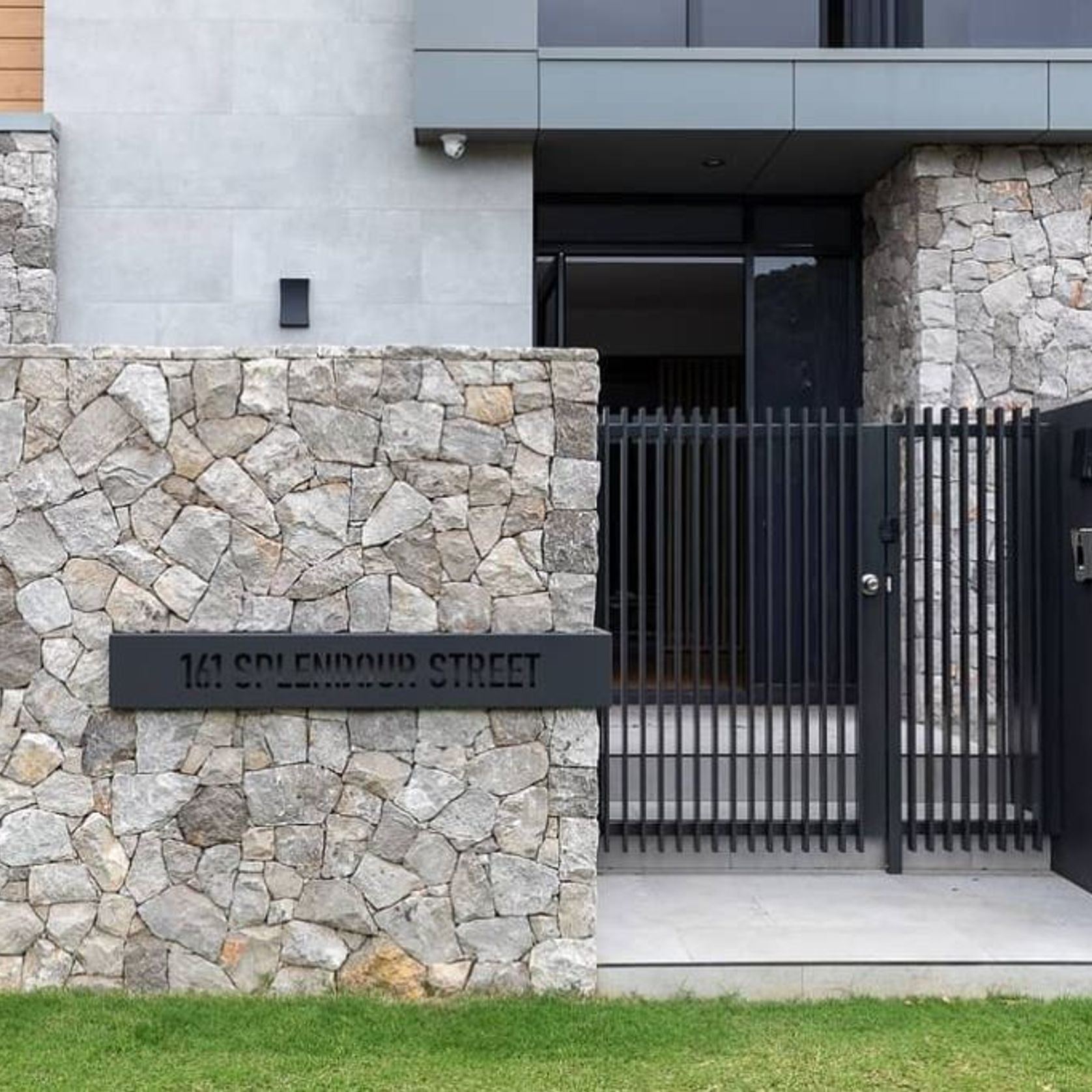 Cradle Mountain Random Wall Cladding | ArchiPro AU
