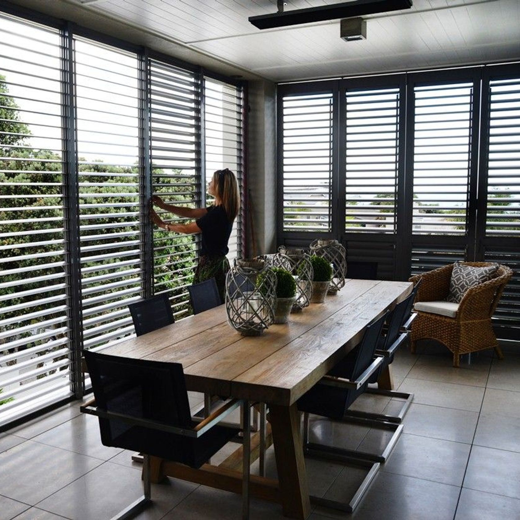 Hand Adjustable Louvre Panels (KISS Pivot System) | ArchiPro AU