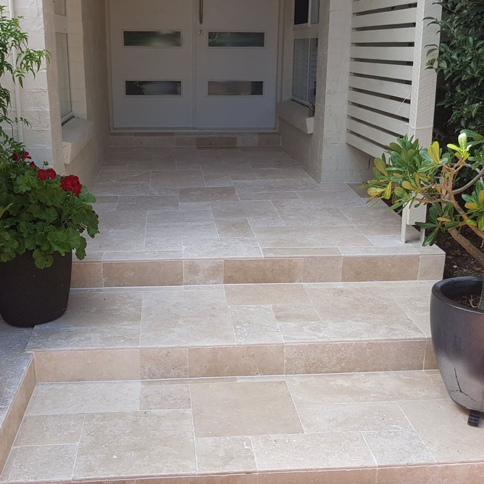 12mm Classic Linen Travertine French Pattern Tiles - Tumbled & Unfilled ...