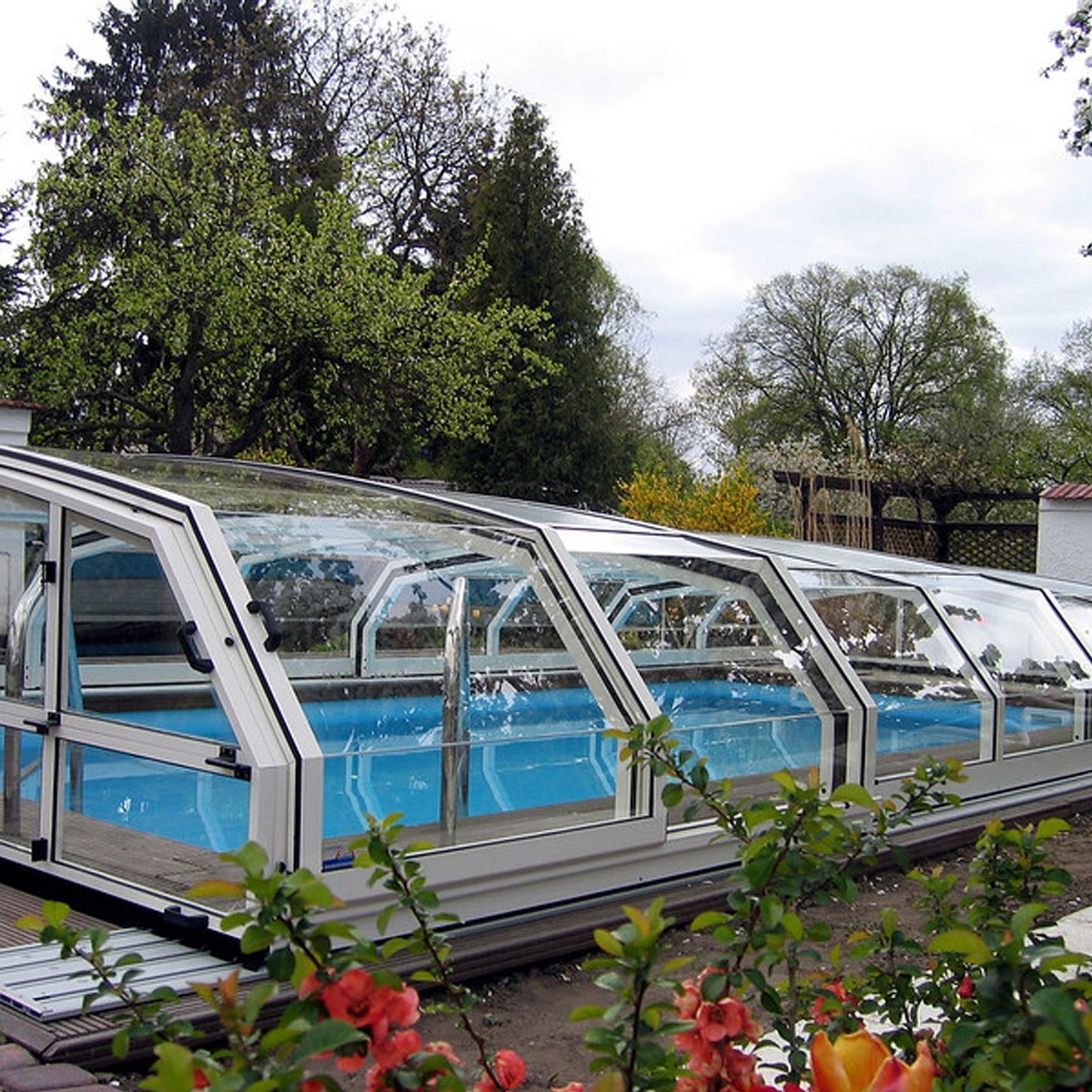 Oceanic Low Pool Enclosure | ArchiPro AU