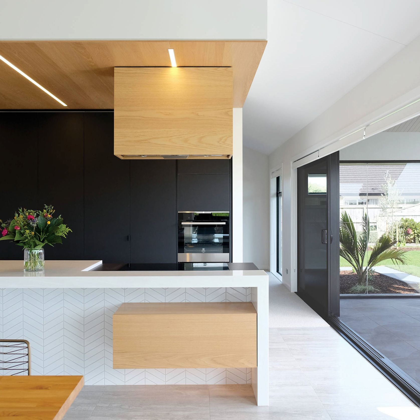 Silent Undermount Rangehood 900mm - UM1170-9S | ArchiPro AU