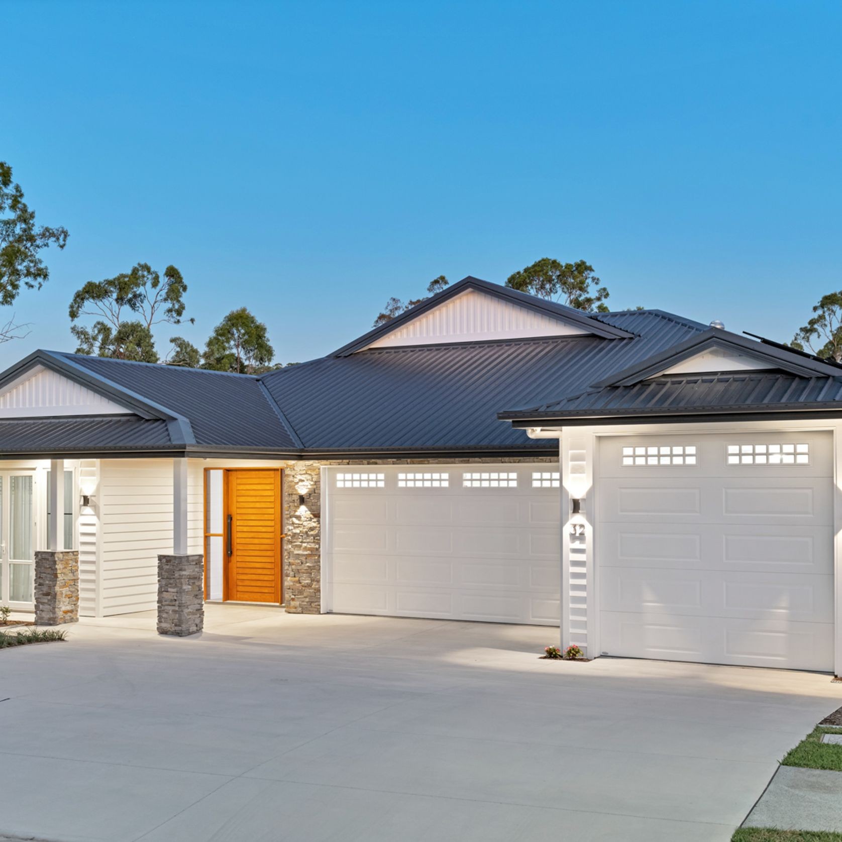 Colorbond® Garage Doors | Sectional Doors | ArchiPro AU