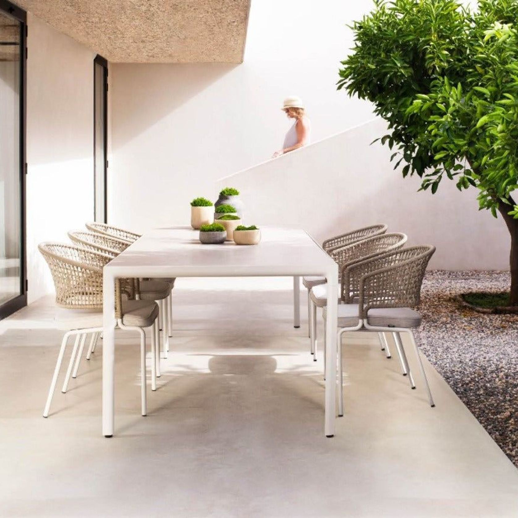 Contour | Armchair | ArchiPro AU