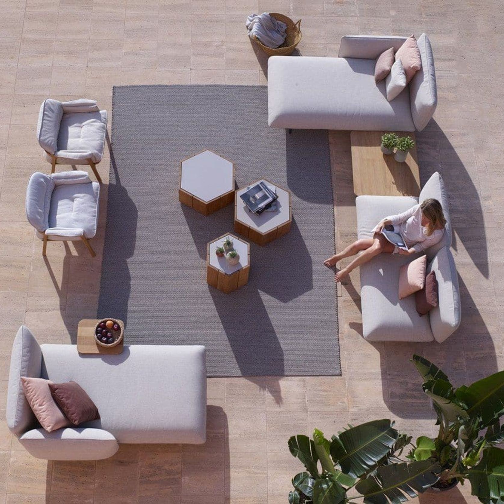 Sen |ja | Sofa | ArchiPro AU