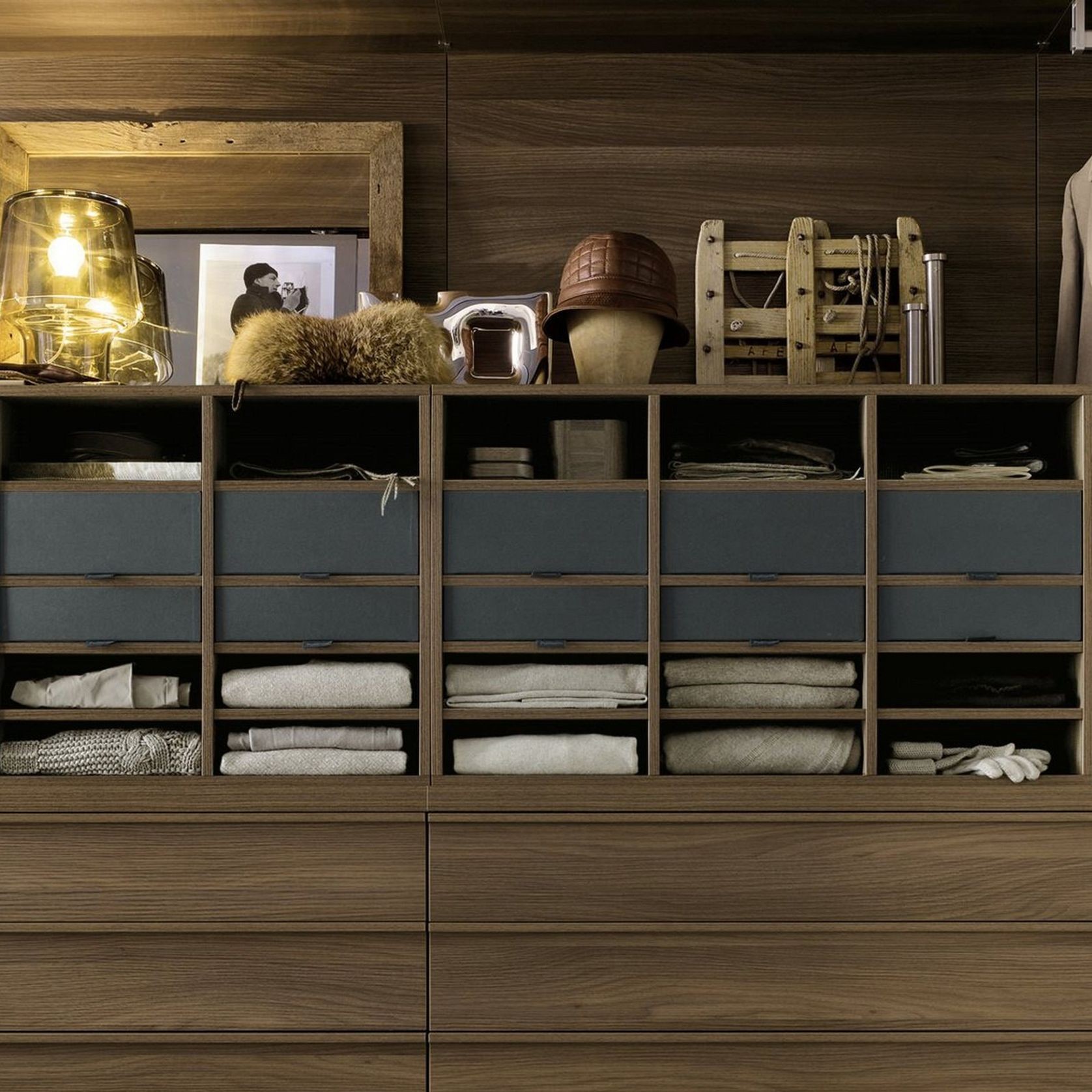 Ubik Walk-In Closet | ArchiPro AU