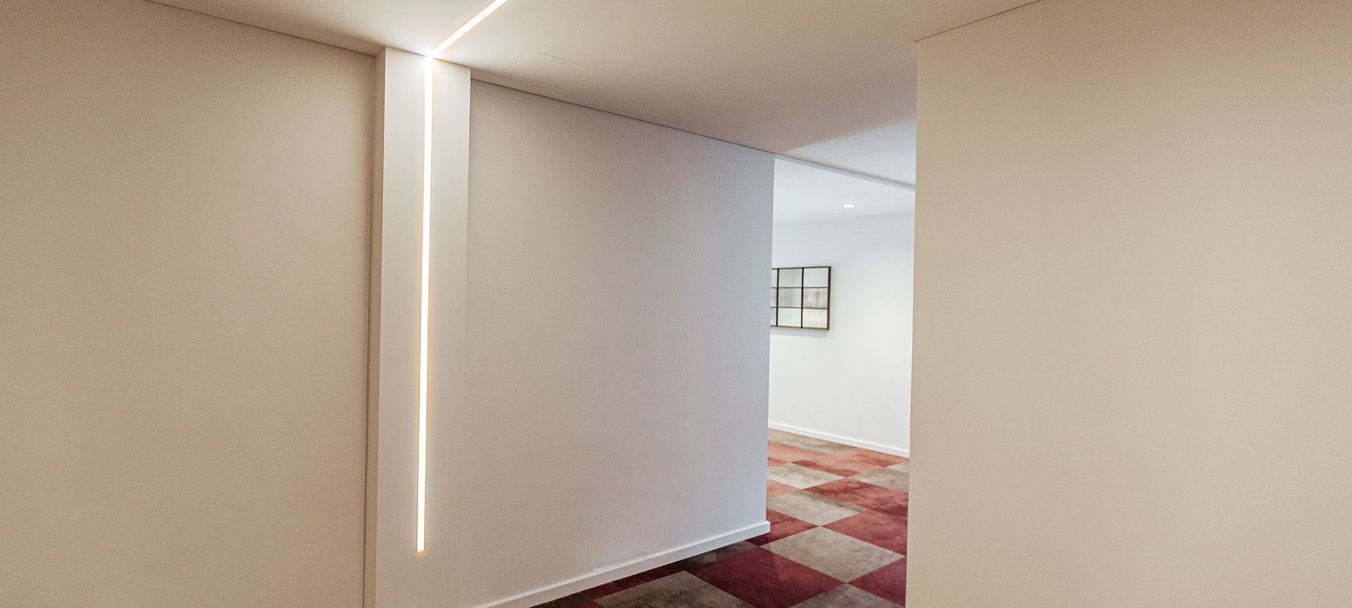 How to create the right mood with linear extrusion lighting