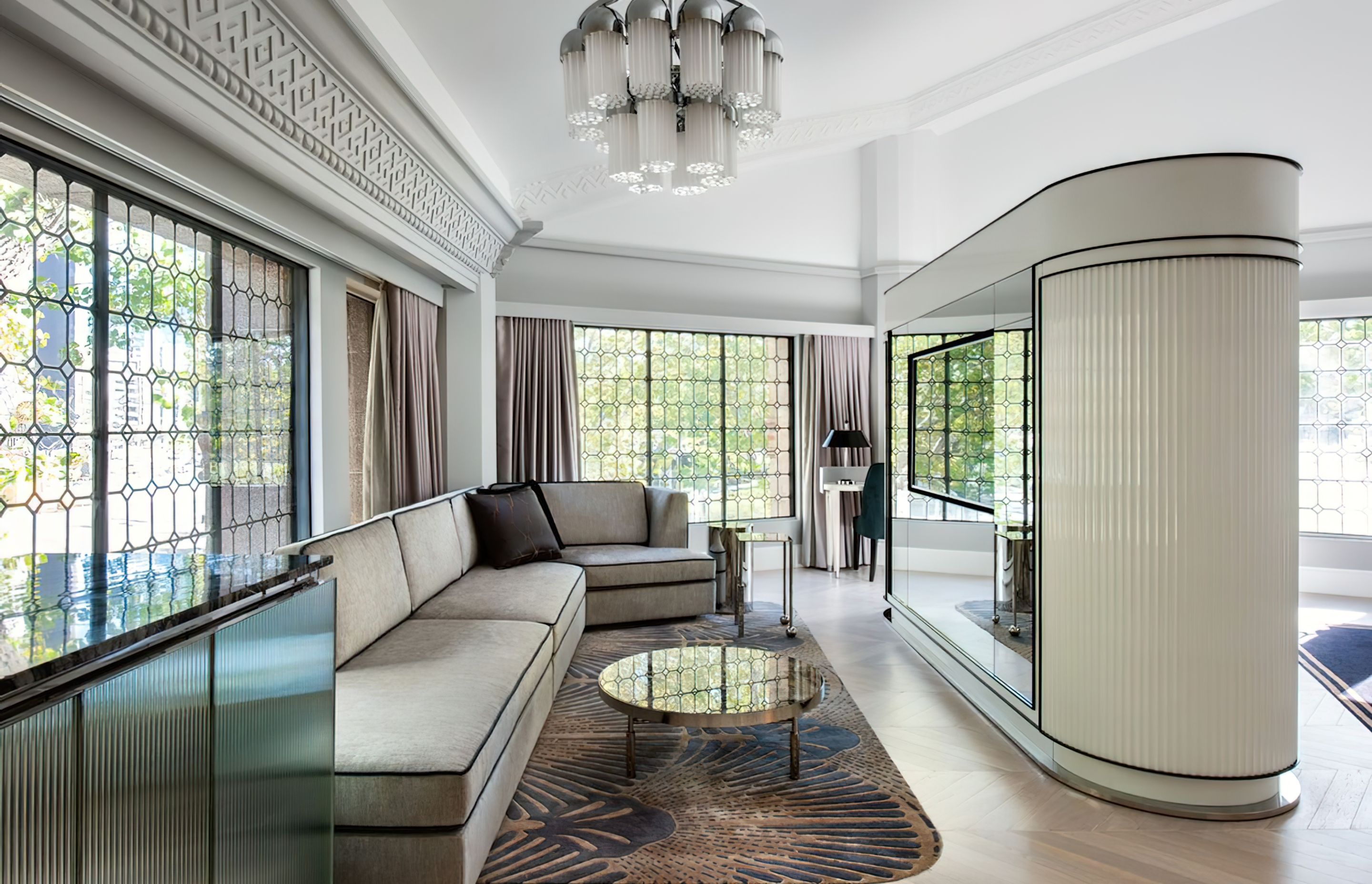 Hollywood Regency is the glamorous interior design trend you need to ...