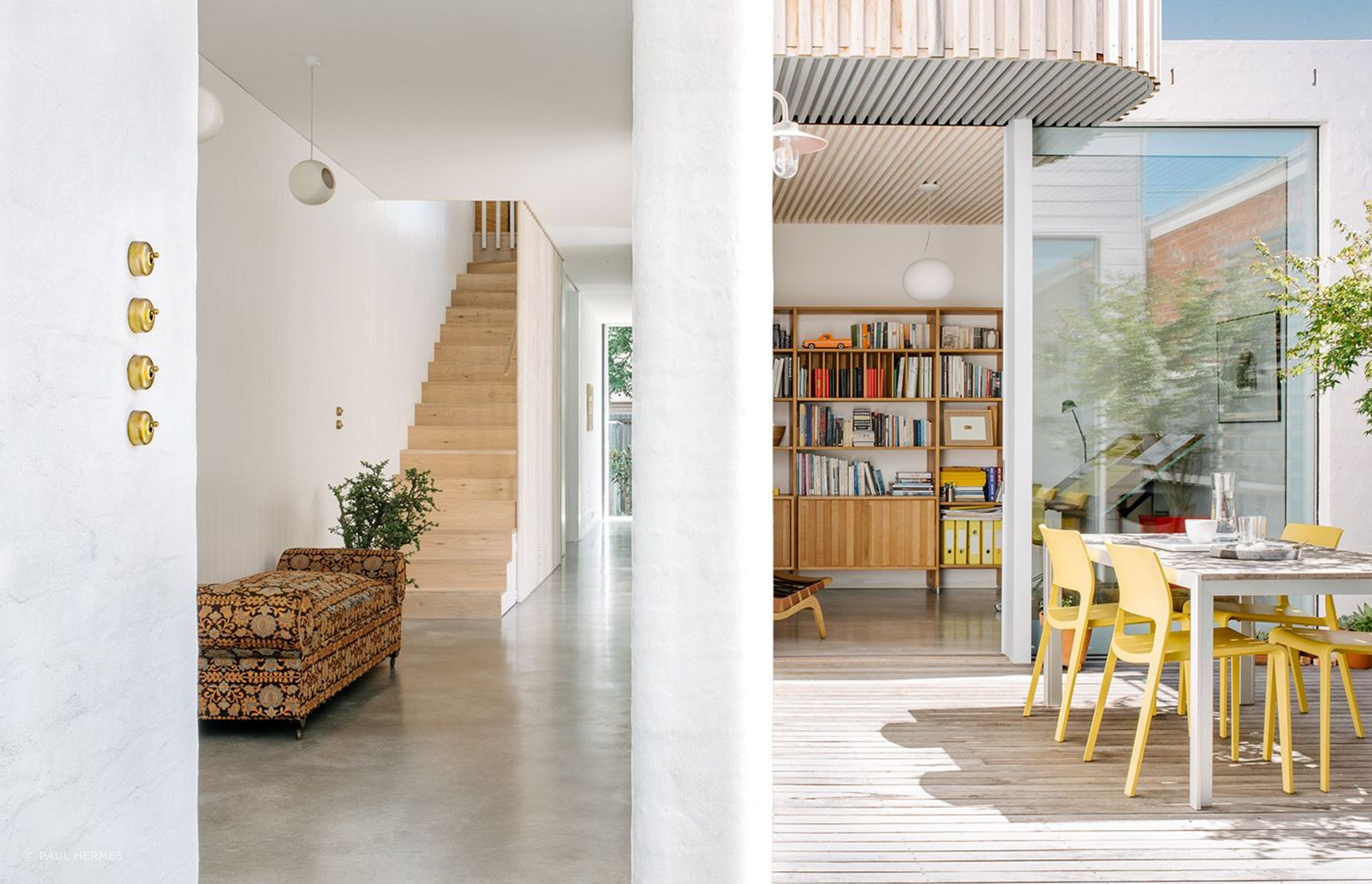 SOUTH MELBOURNE BEACH HOUSE by Topology Studio | ArchiPro AU