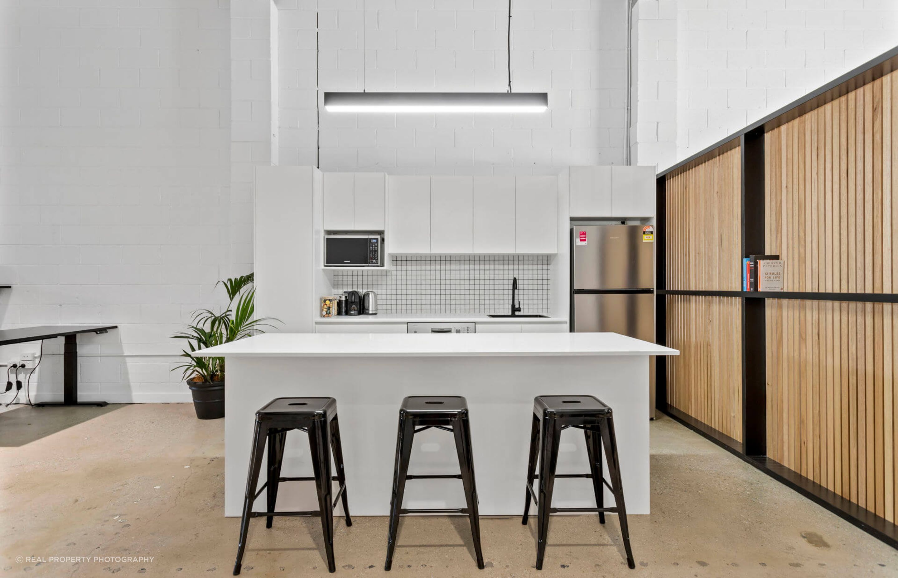 PLAE by Burleigh Constructions | ArchiPro AU