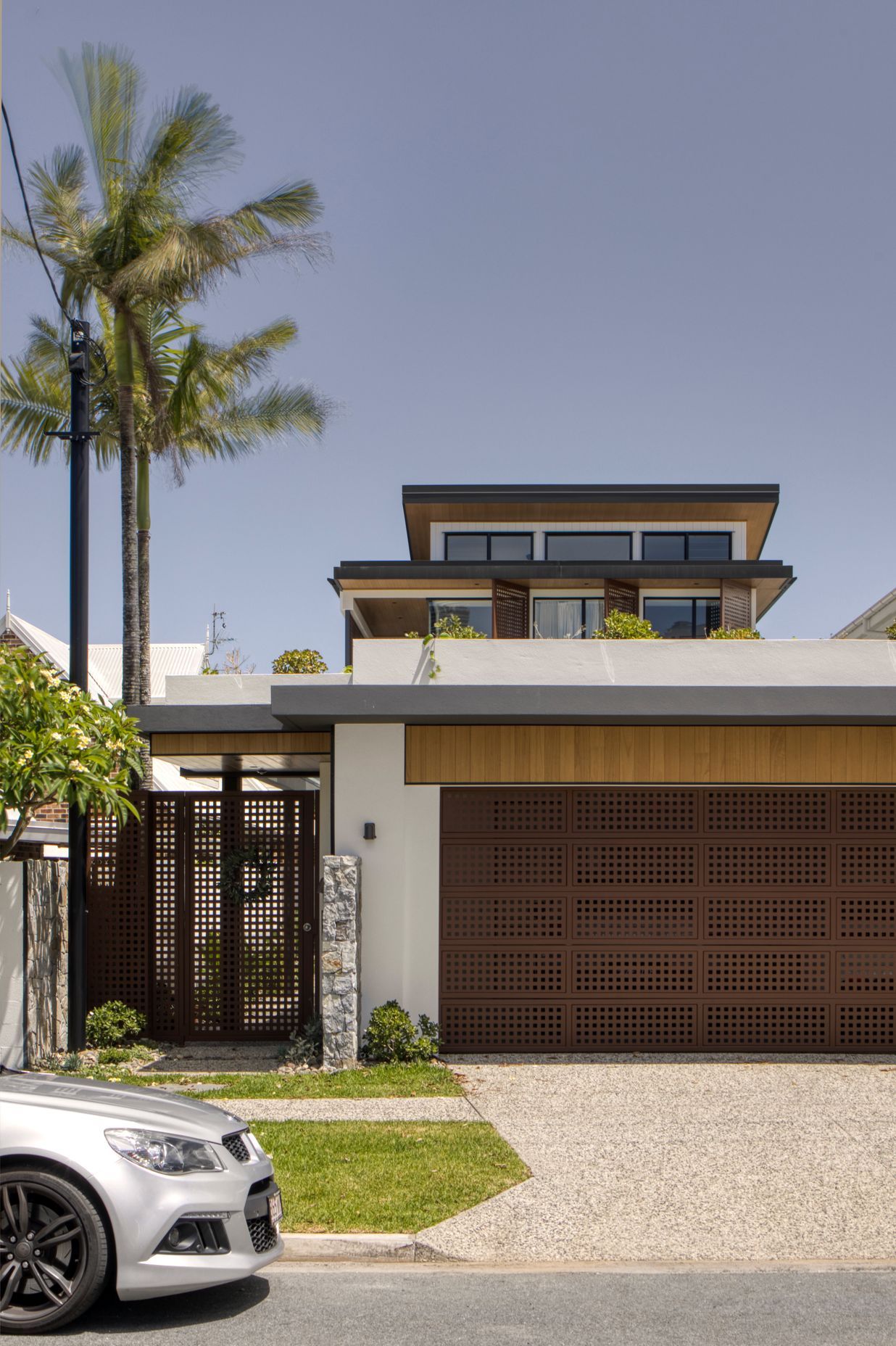 Sunbrite Residence by Habitat Studio Architects | ArchiPro AU