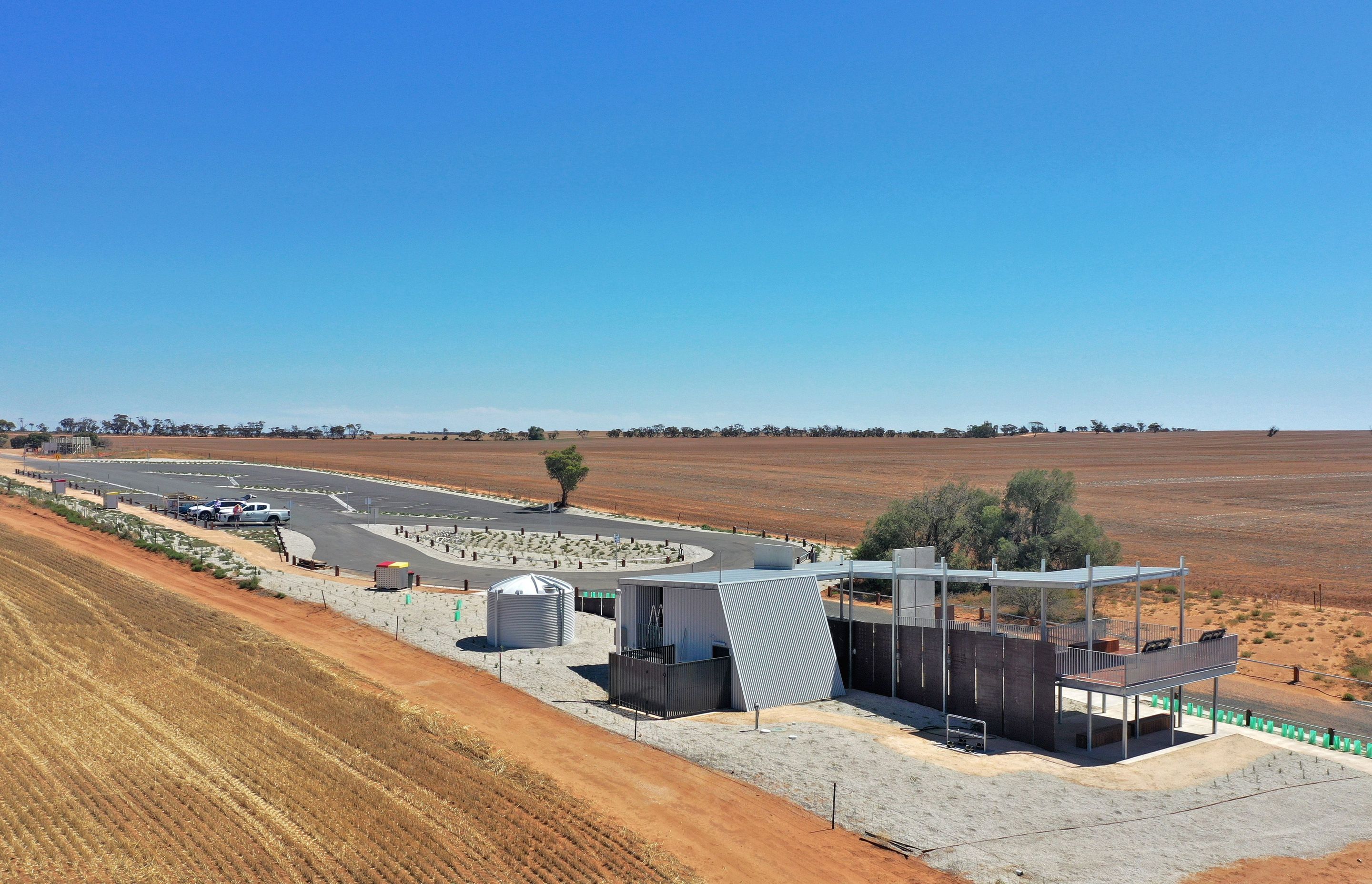 Lake Tyrrell Tourism Infrastructure Design by Thomson Hay Landscape ...