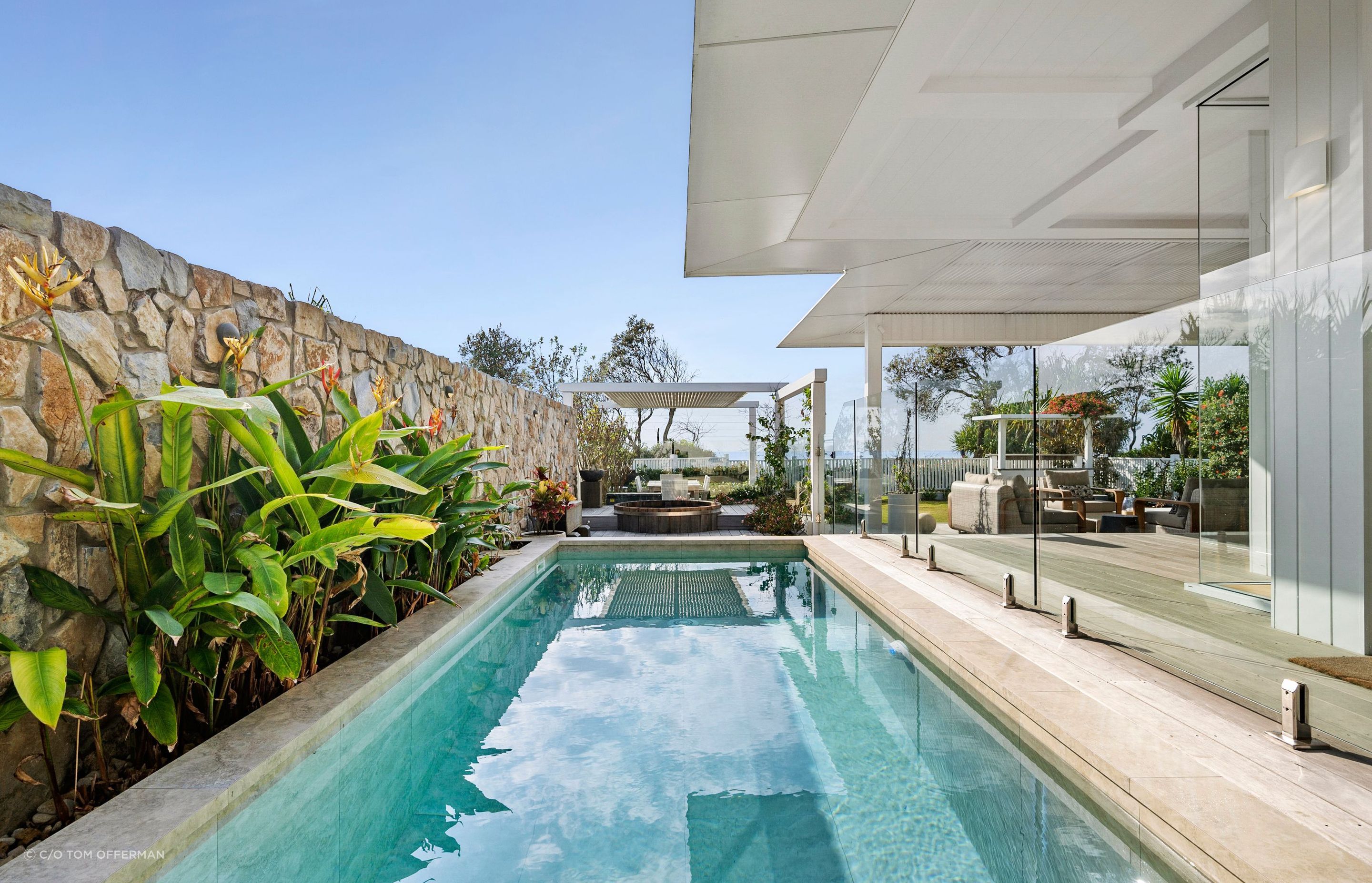 The Hut by Gerard Smith Design | ArchiPro AU