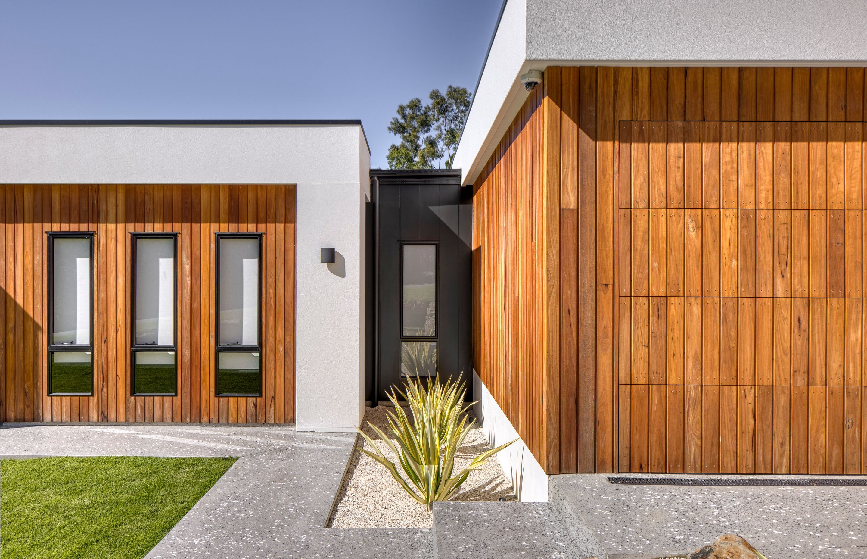 San Fernando Residence by Habitat Studio Architects | ArchiPro AU