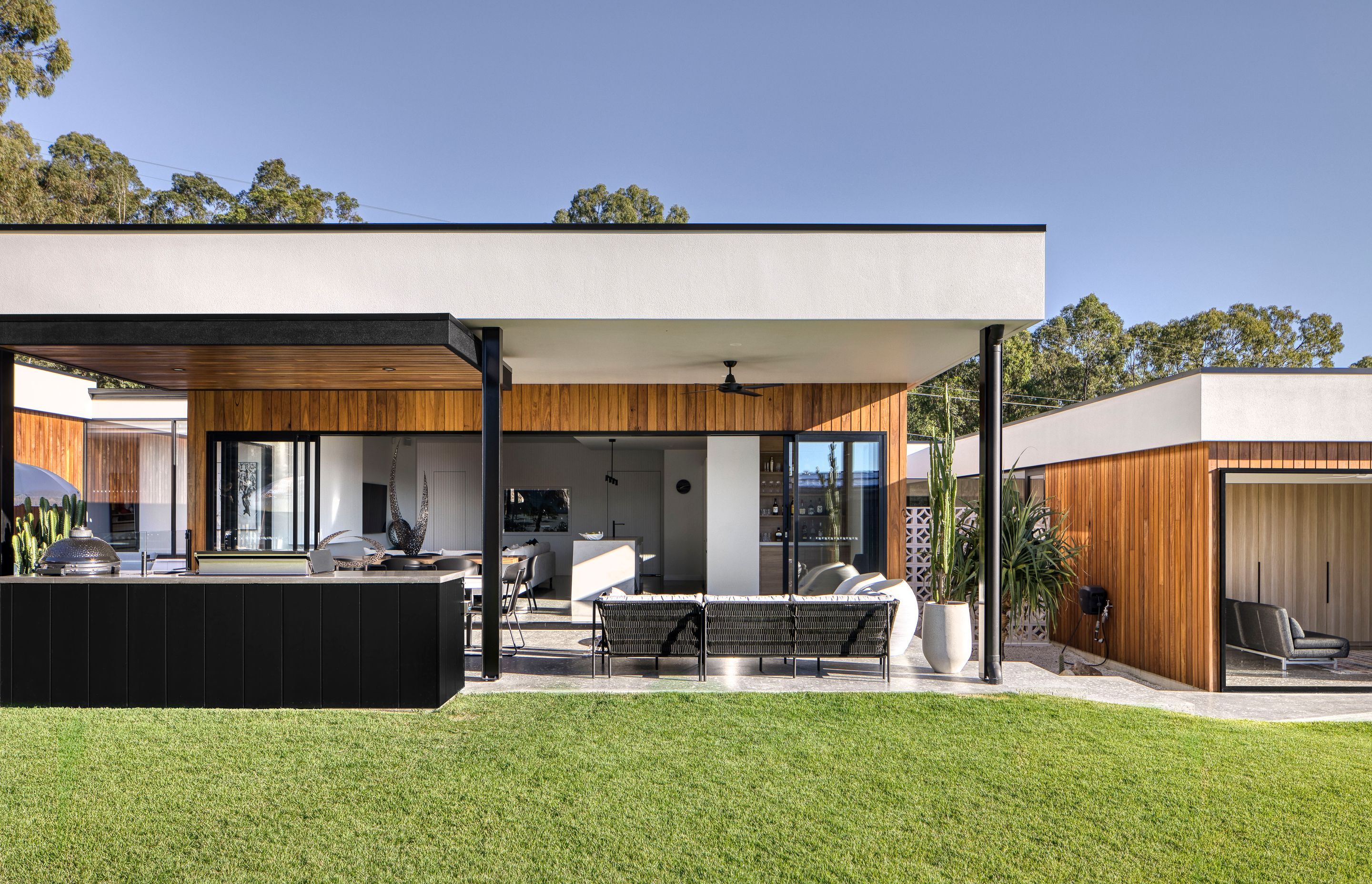 San Fernando Residence by Habitat Studio Architects | ArchiPro AU