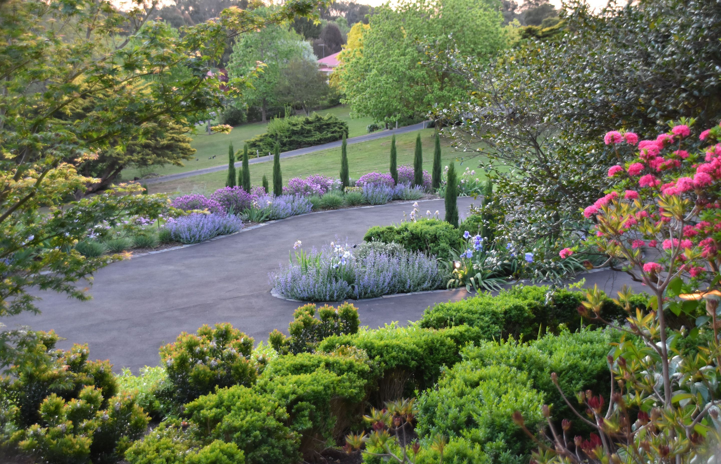 Wonga Park - Country Garden by MG Gardens | ArchiPro AU