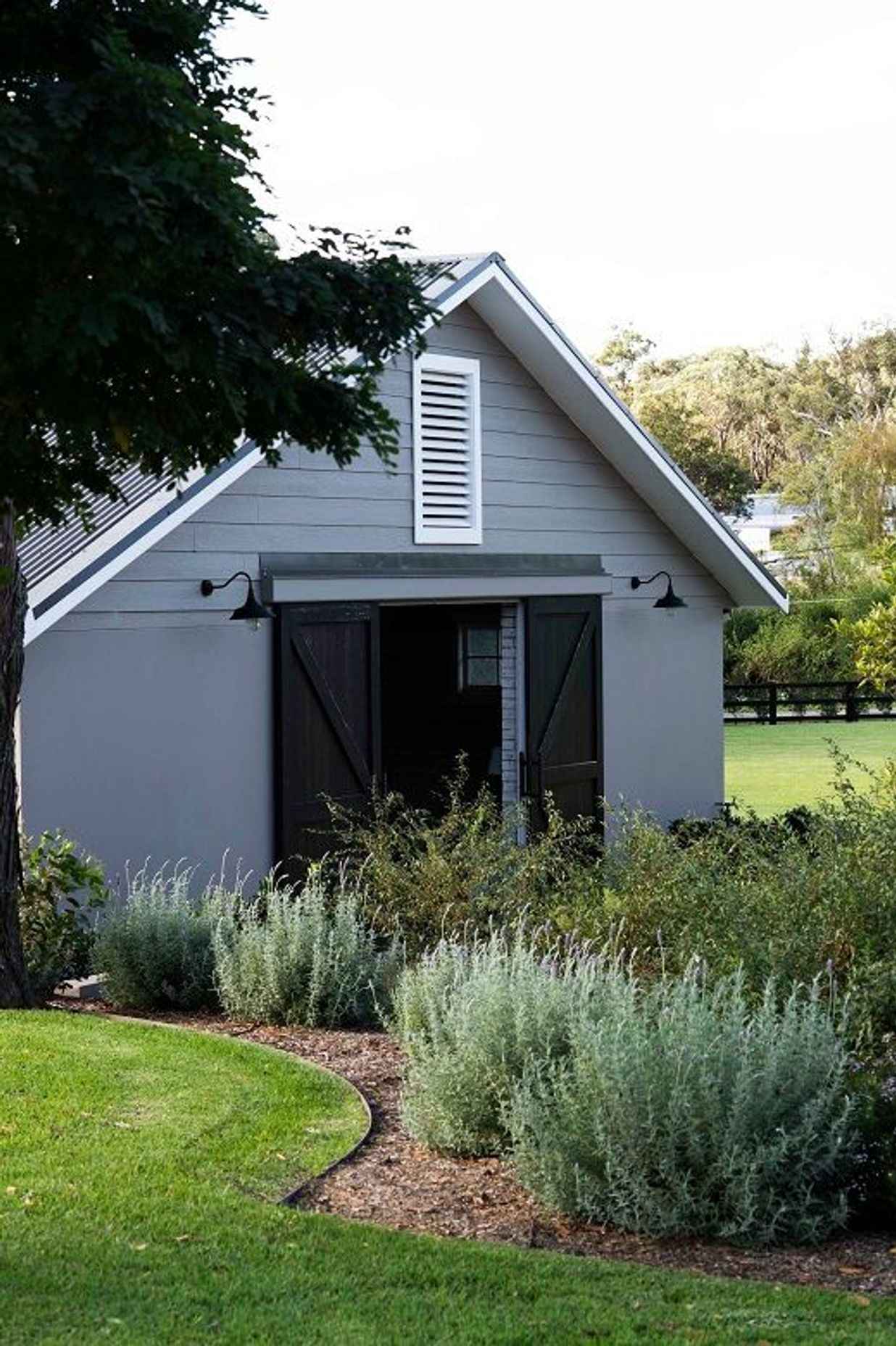 Duffys Forest by KMD Outdoor Spaces | ArchiPro AU