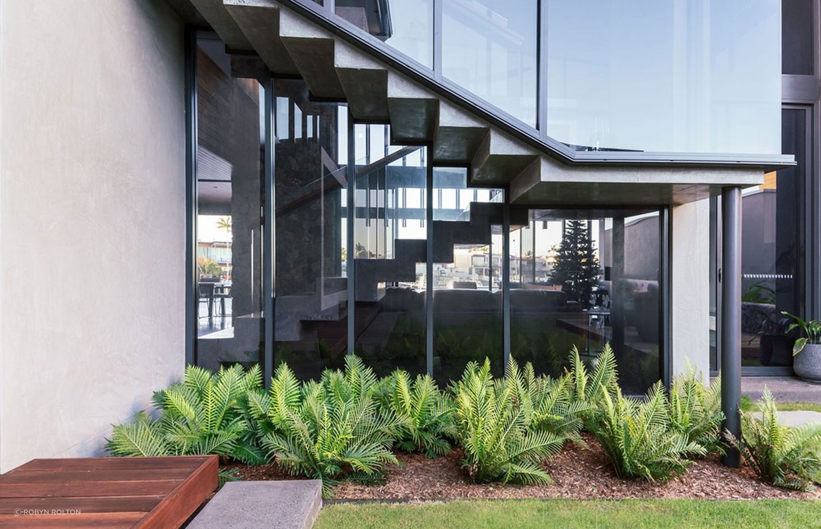 Modern Mooloolaba Residence by Fluid Design | ArchiPro AU