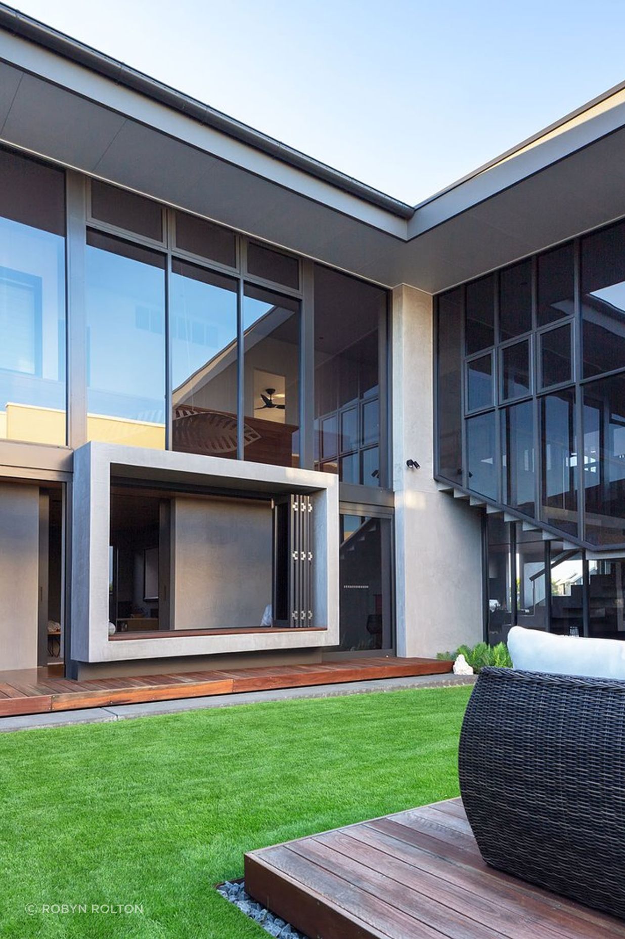 Modern Mooloolaba Residence by Fluid Design | ArchiPro AU