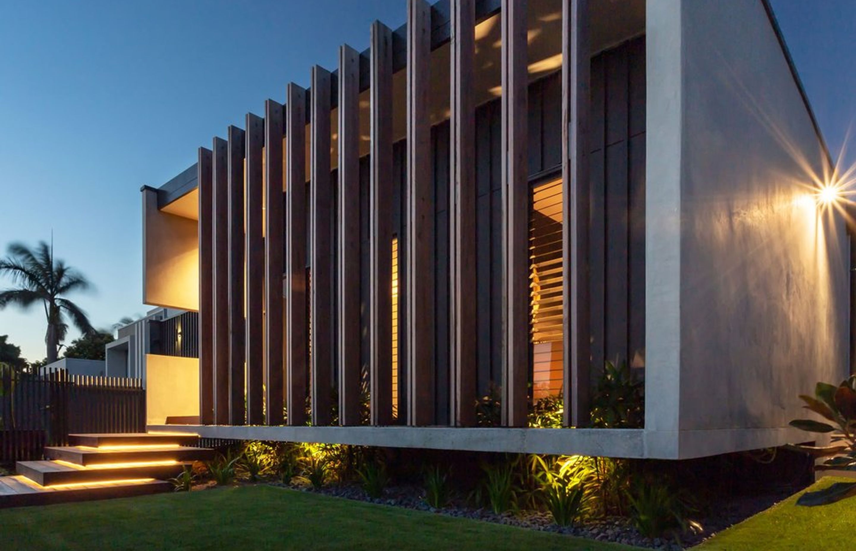 Modern Mooloolaba Residence by Fluid Design | ArchiPro AU