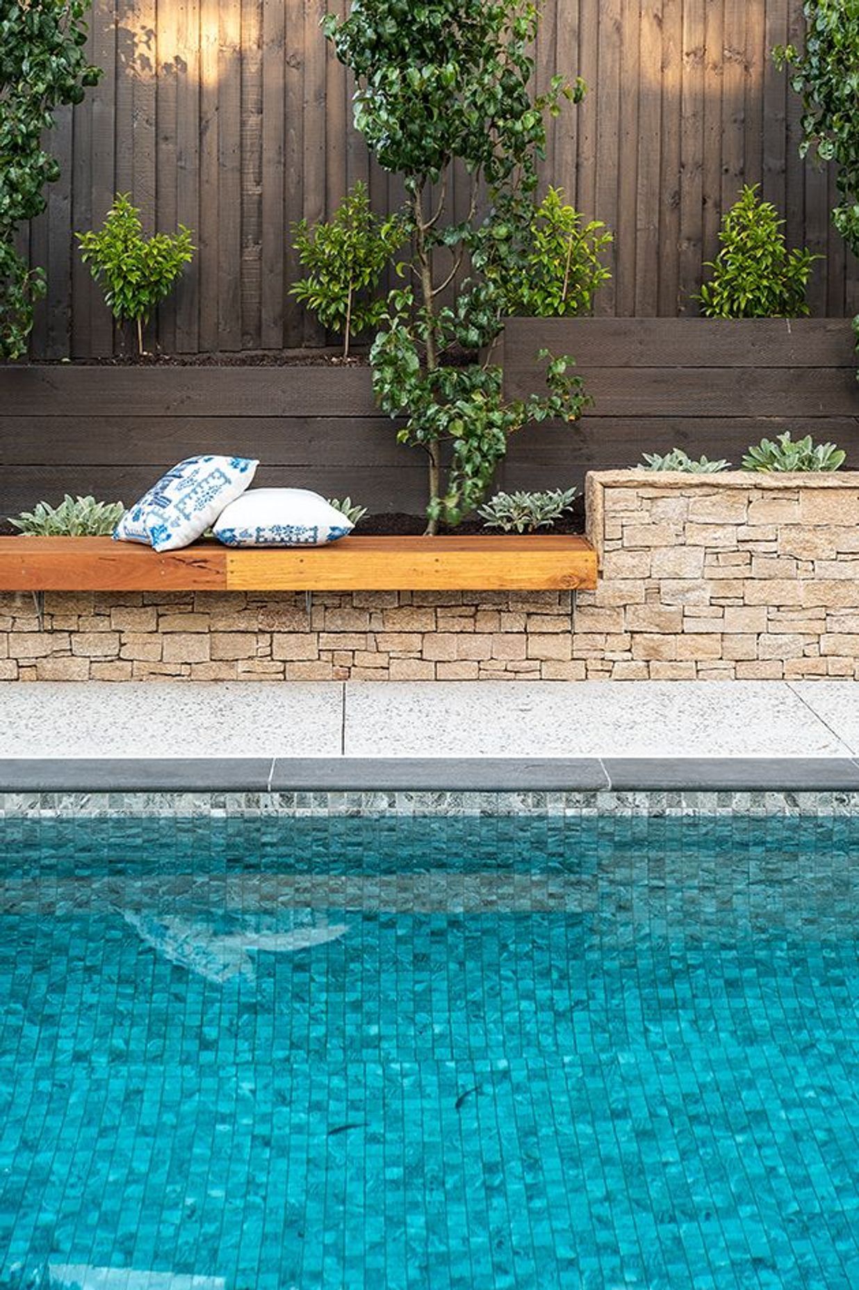 Walkers Road, Mount Eliza by Bayon Gardens | ArchiPro AU