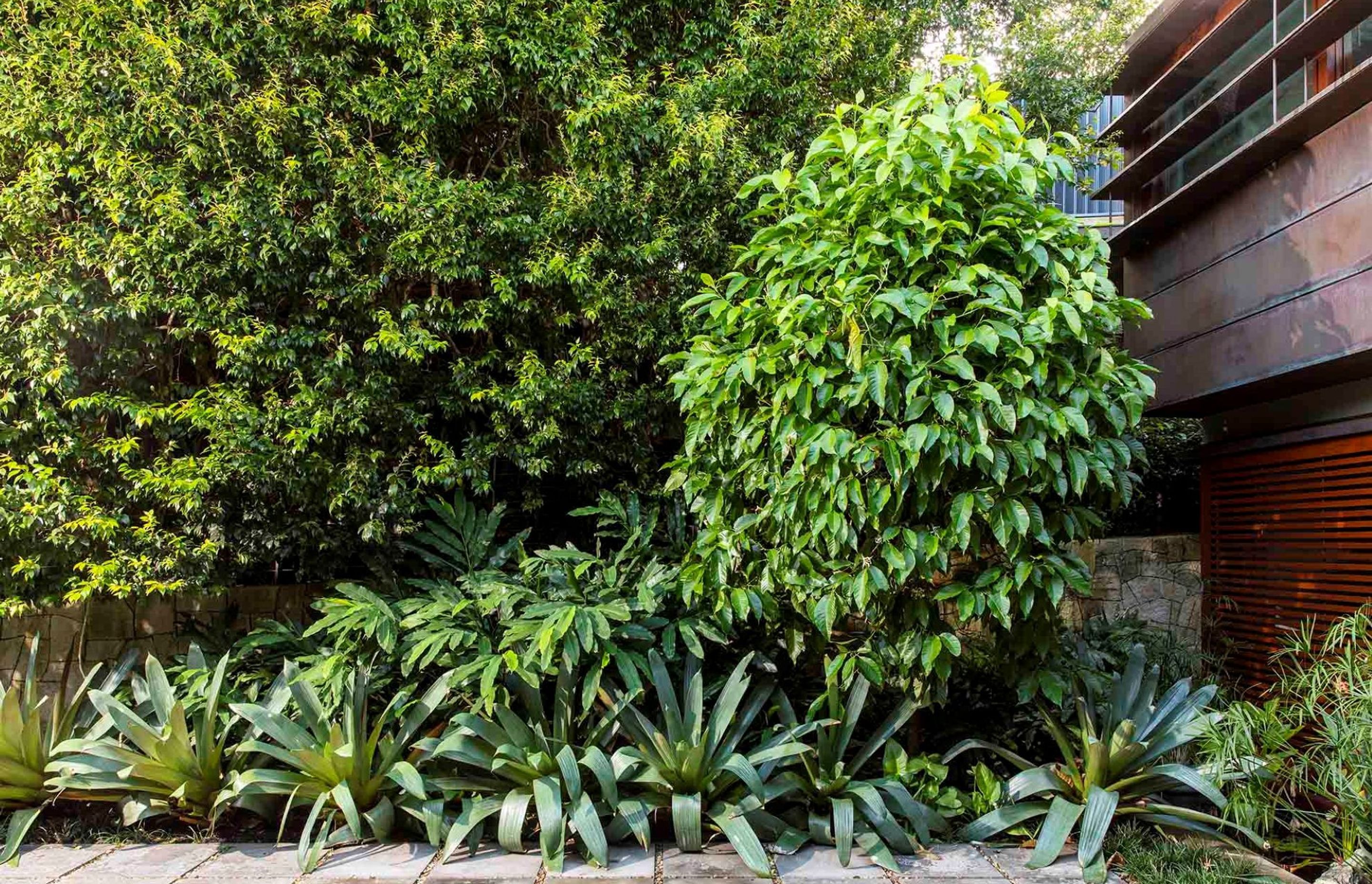 A Garden for All Seasons by Bates Landscape Design | ArchiPro AU