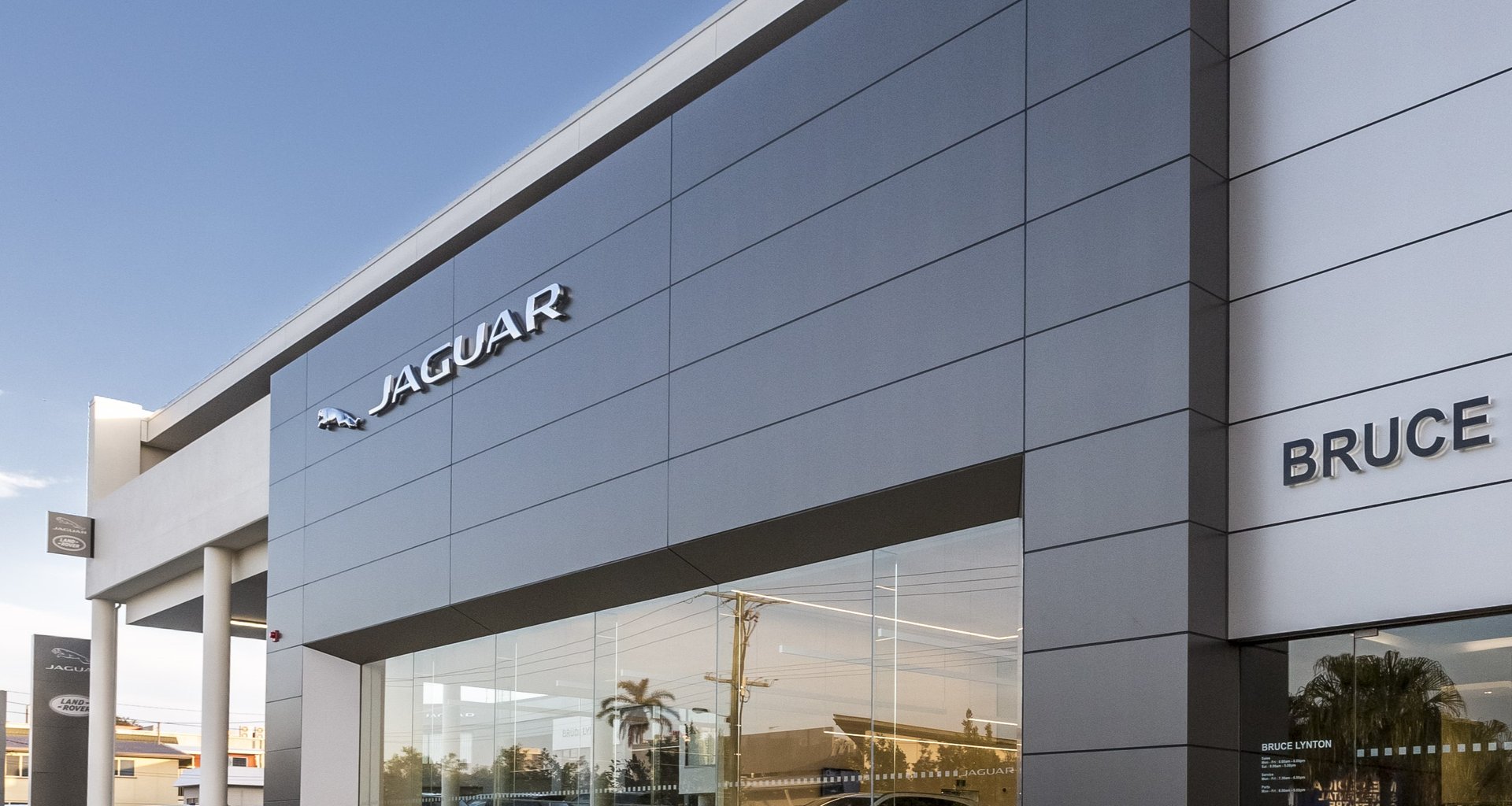 A look at the pros and cons of aluminium cladding in 2024