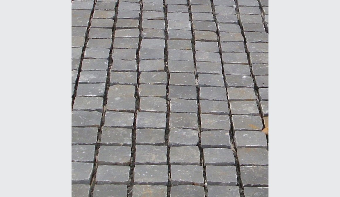 Hand Cut Bluestone Cobble | ArchiPro AU