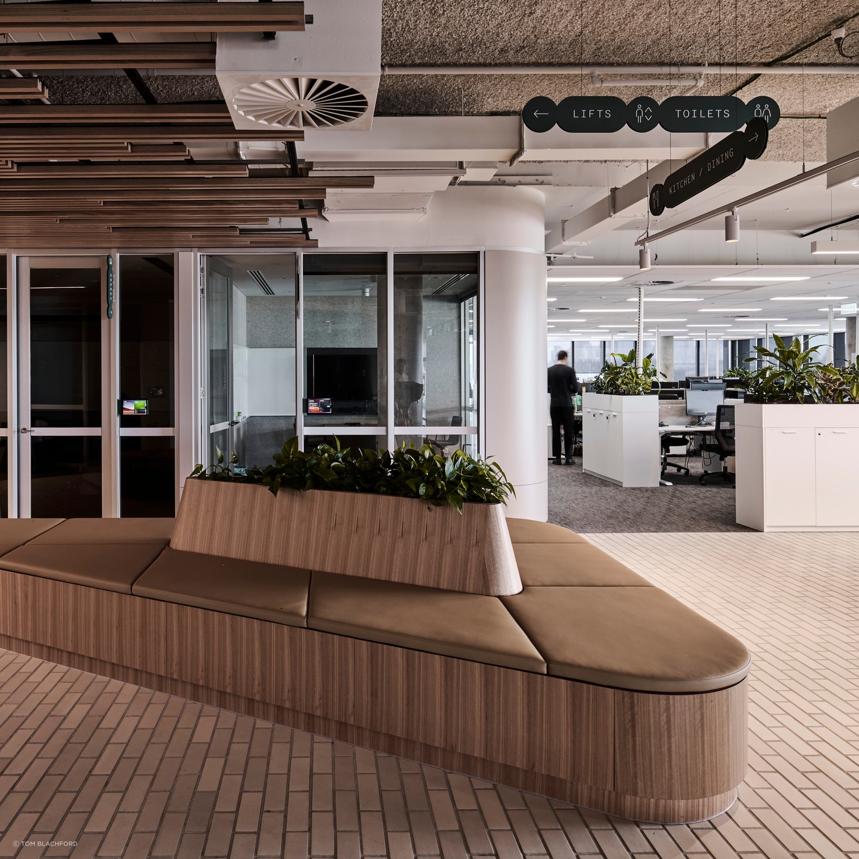 Smooth Pressed Brick Tiles | ArchiPro AU