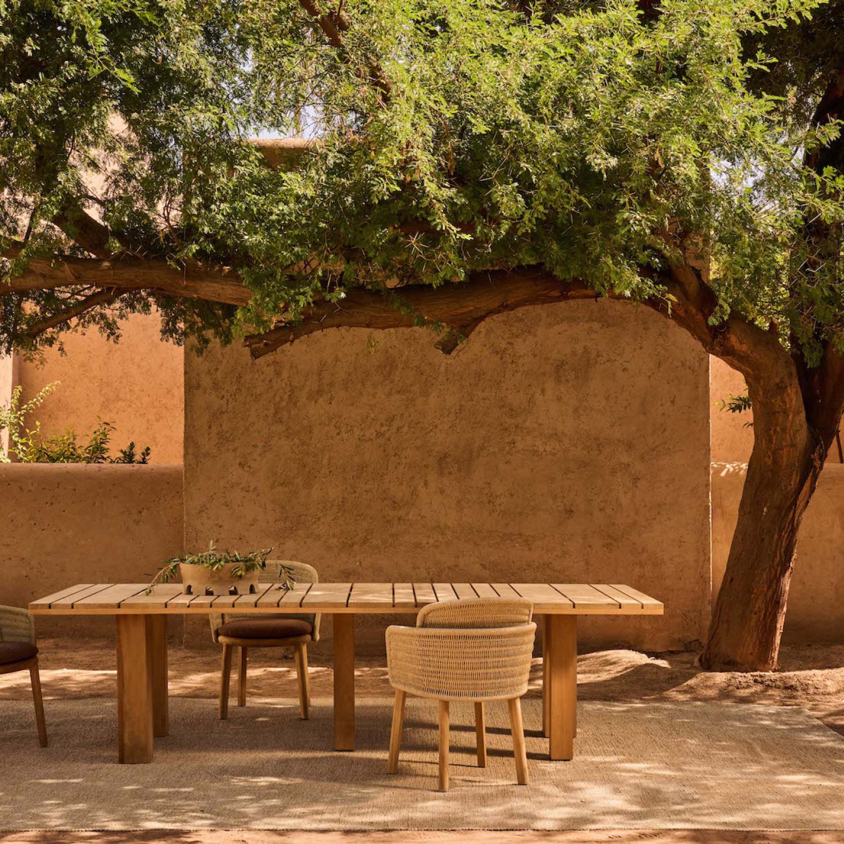 Suro | Dining Table | ArchiPro AU