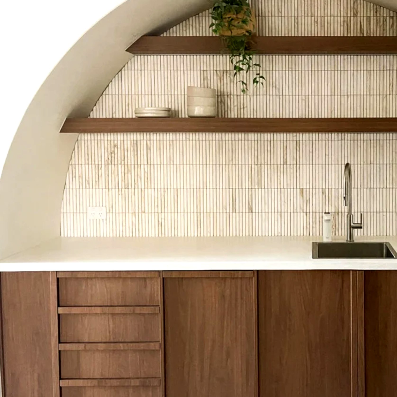 Superwhite - Travertine Flute | ArchiPro AU