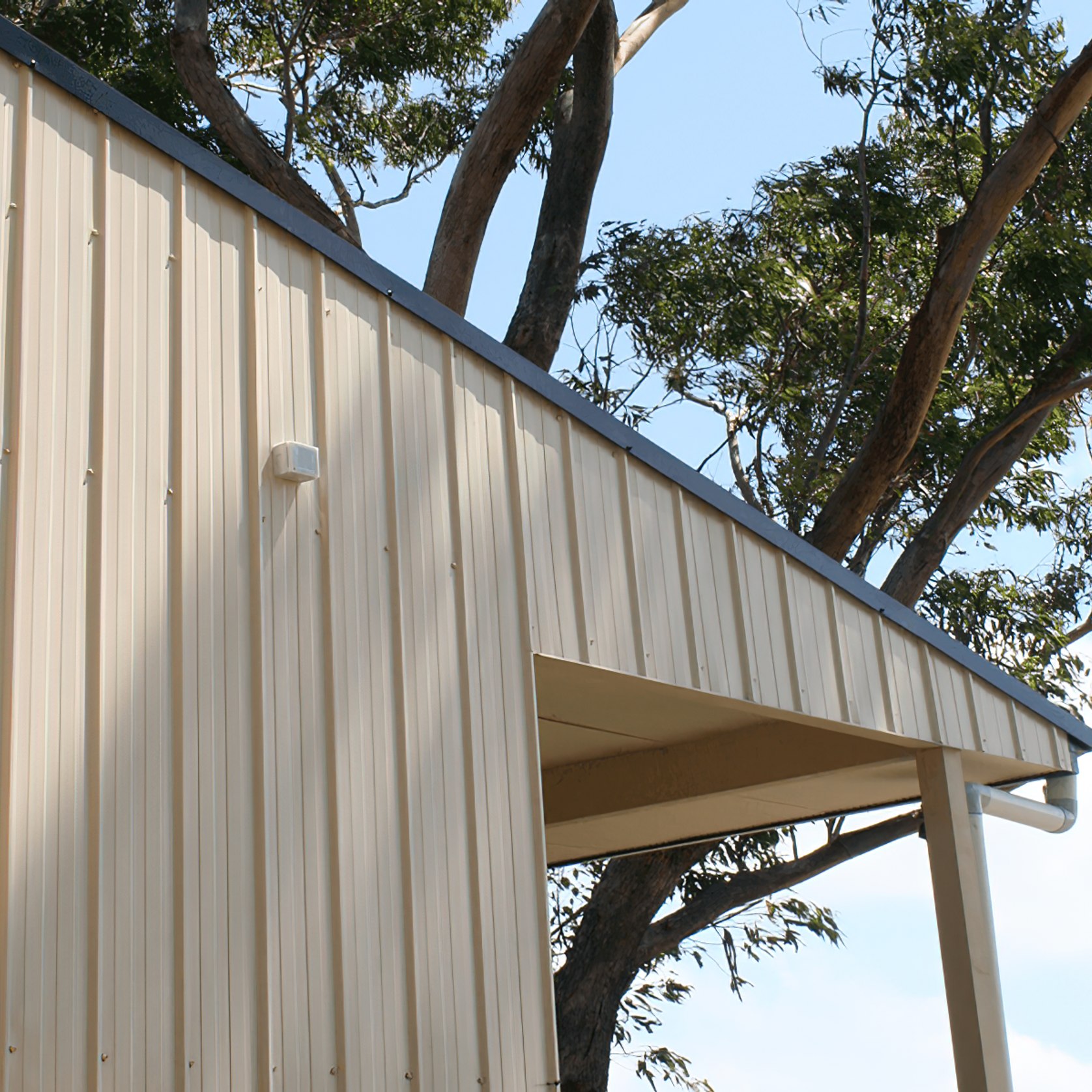 Metroclad® Wide Coverage Steel Walling | ArchiPro AU