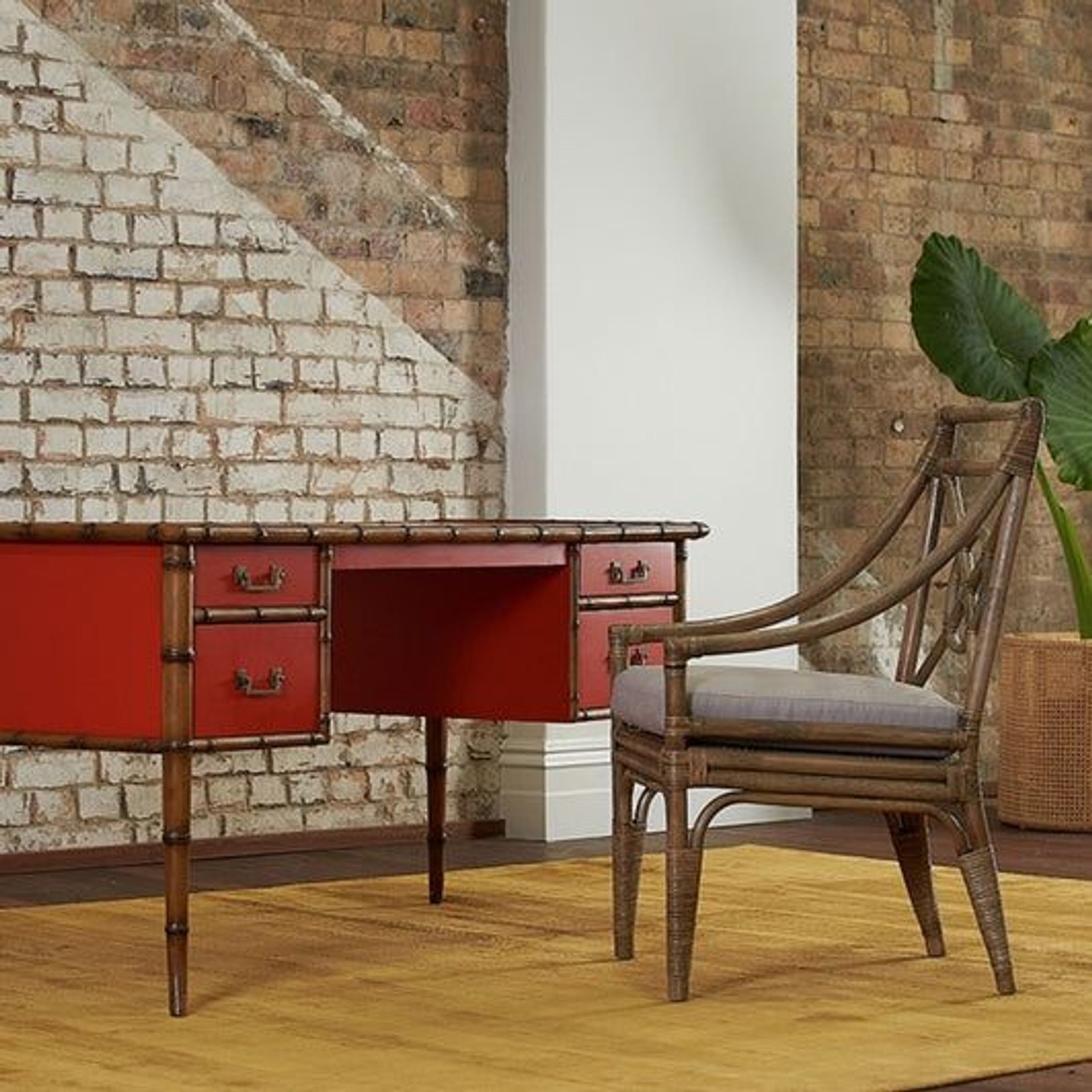 Colonial Desk | ArchiPro AU