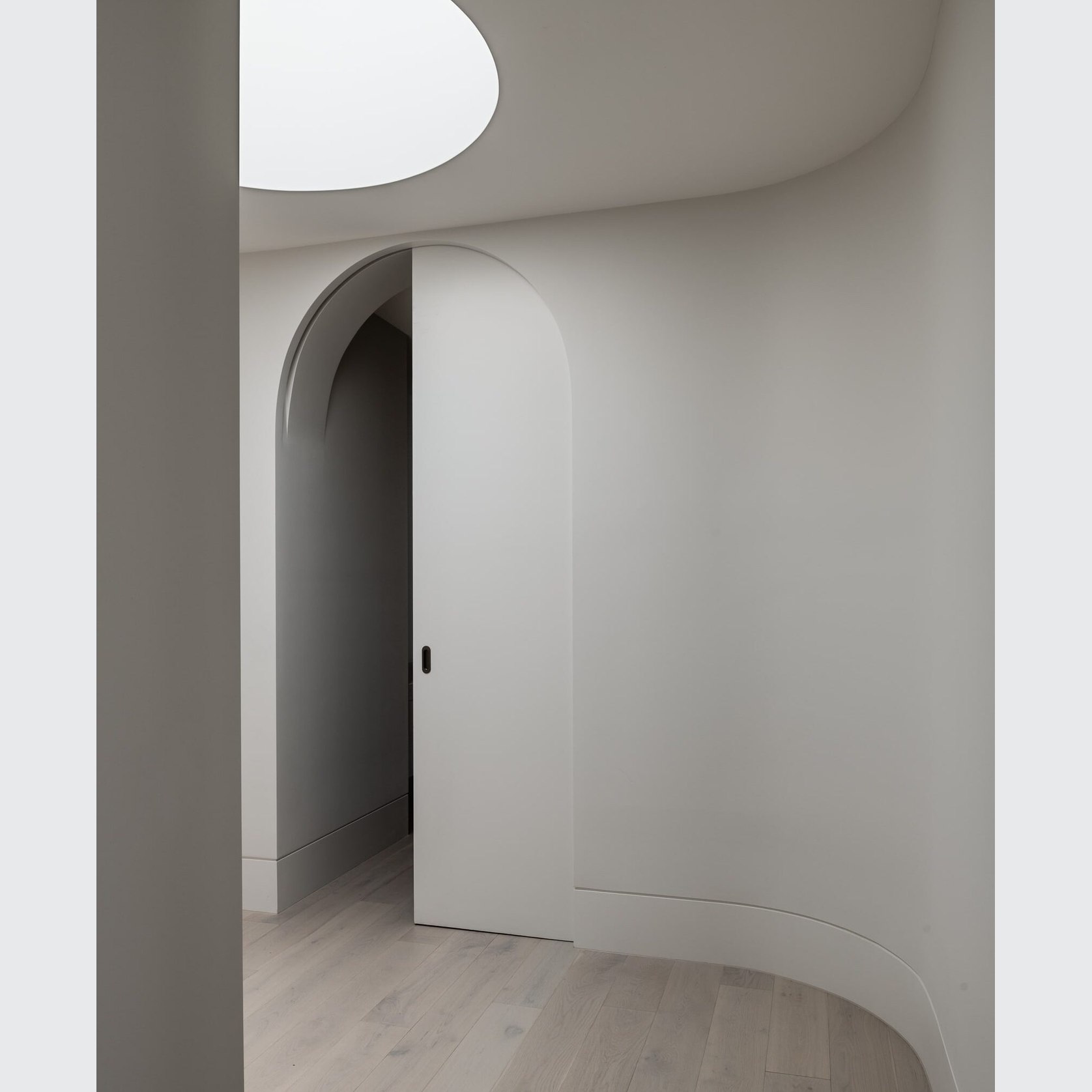 Intrim SK800 Shadowline® Skirting System | ArchiPro AU