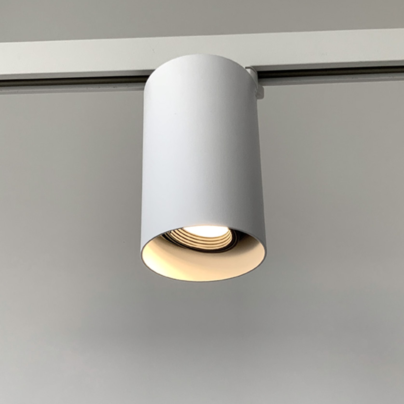Beama Track Eye Adj GU10 Spotlight | ArchiPro AU