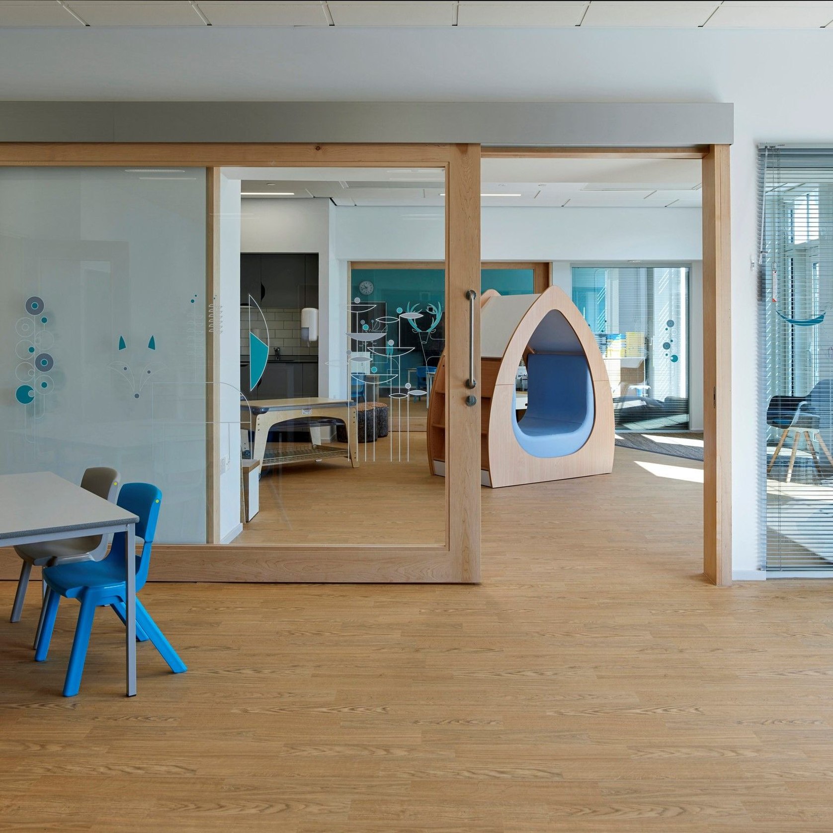Altro Wood™ Adhesive-Free - R10 Safety Flooring | ArchiPro AU