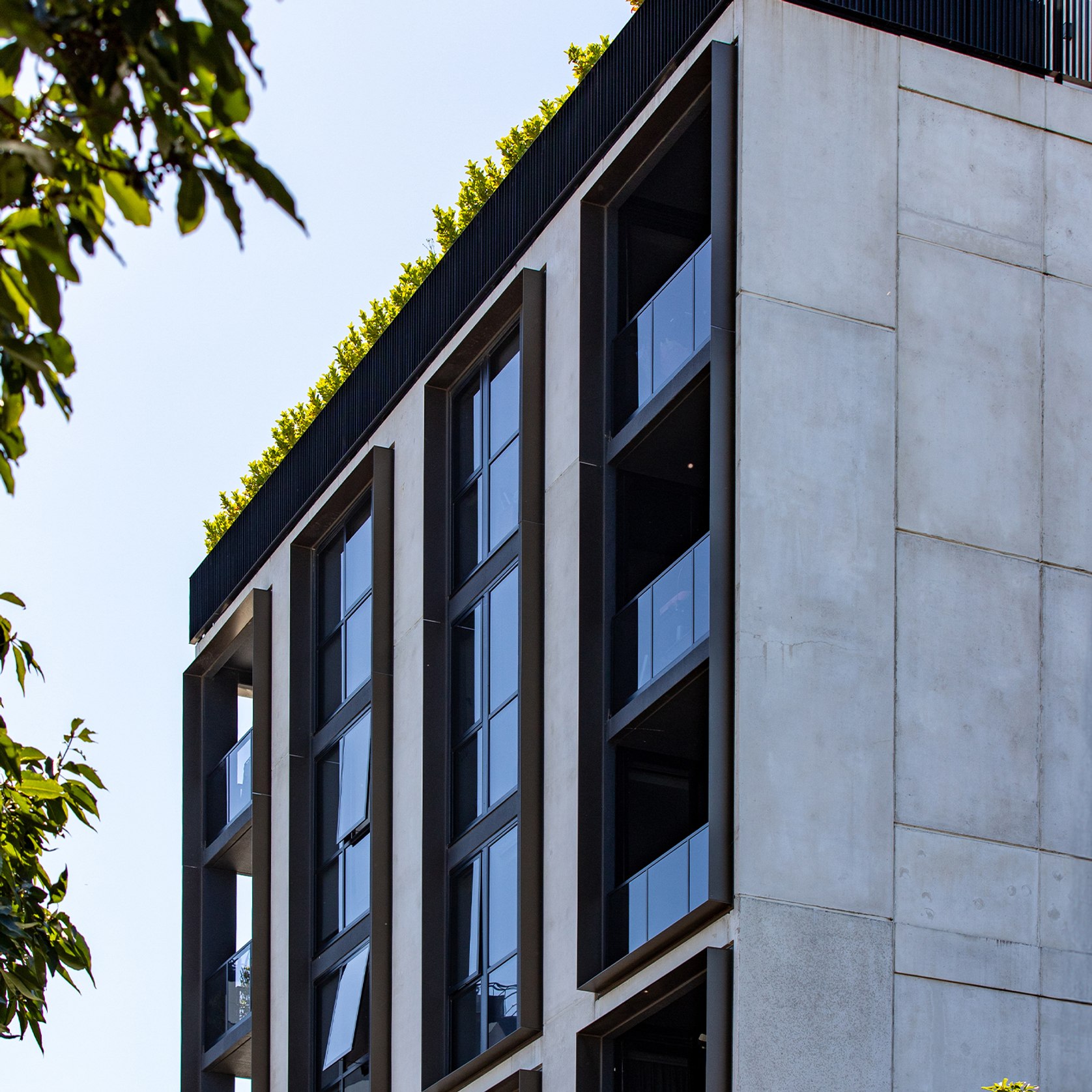 Sunblade Air Shroud - Thin & Lightweight | ArchiPro AU