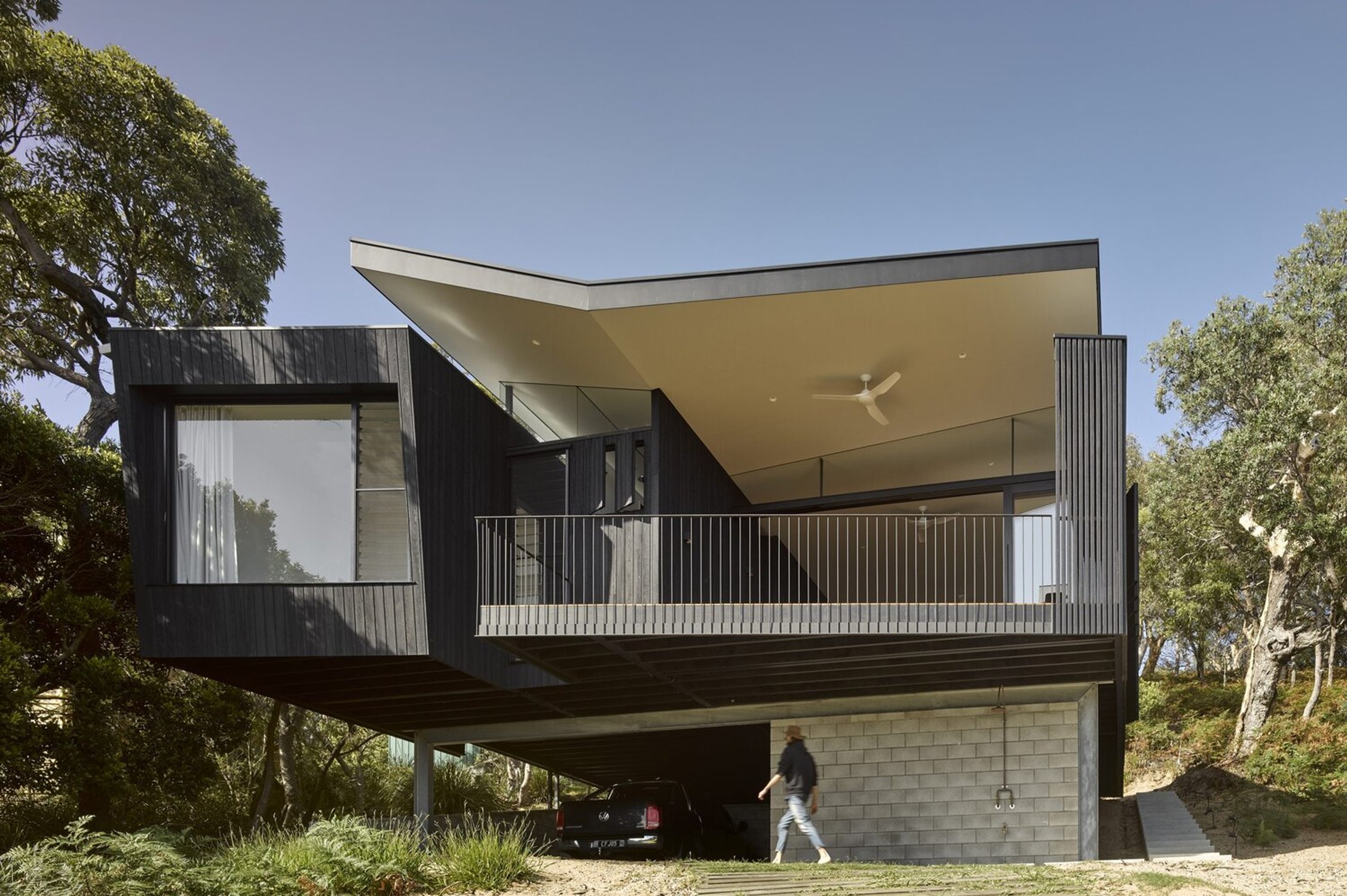Baker House - Bespoke Constructions | ArchiPro AU
