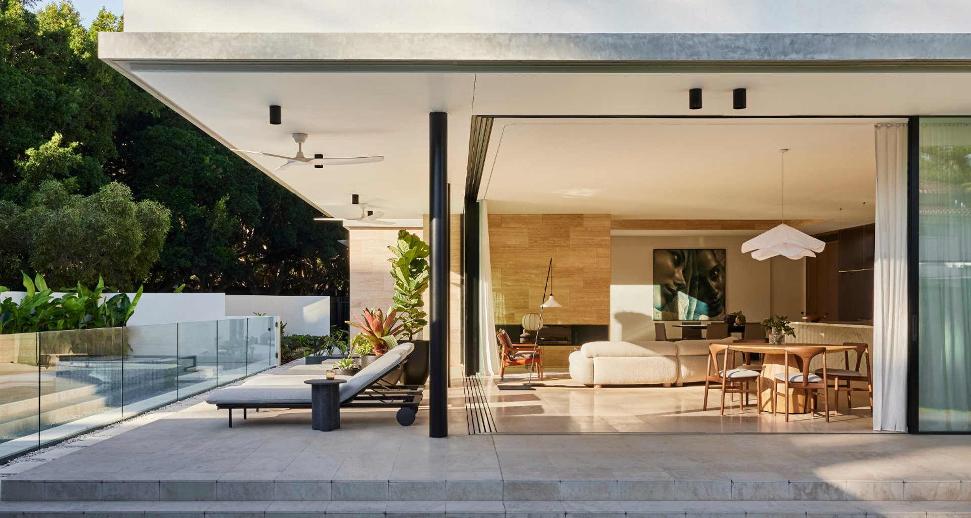 Clontarf House: A Coastal Sanctuary of Design and Functionality by Sareen Stone | ArchiPro AU