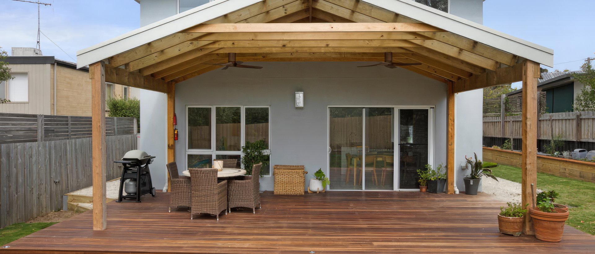 Inveray Entertaining Space by Briody Constructions | ArchiPro AU