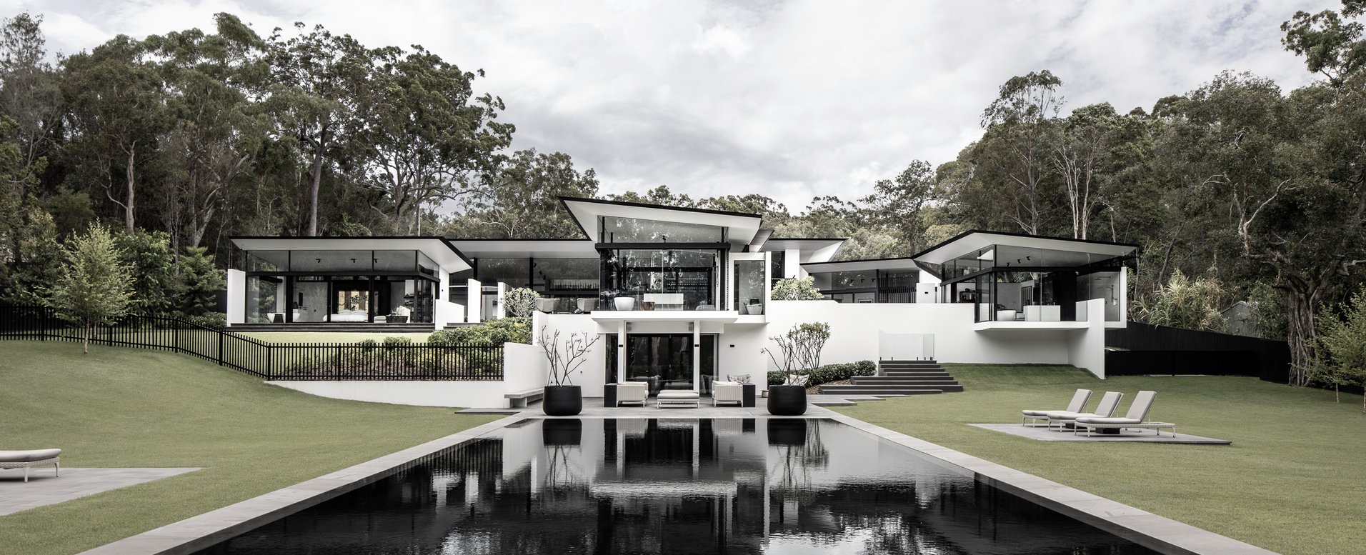 Noosa House by Robinson Architects | ArchiPro AU