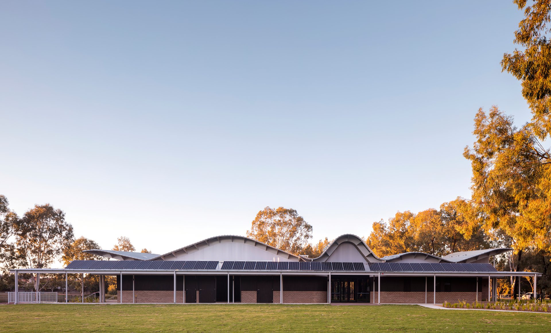 Woodcroft Neighbourhood Centre by Carter Williamson Architects ...