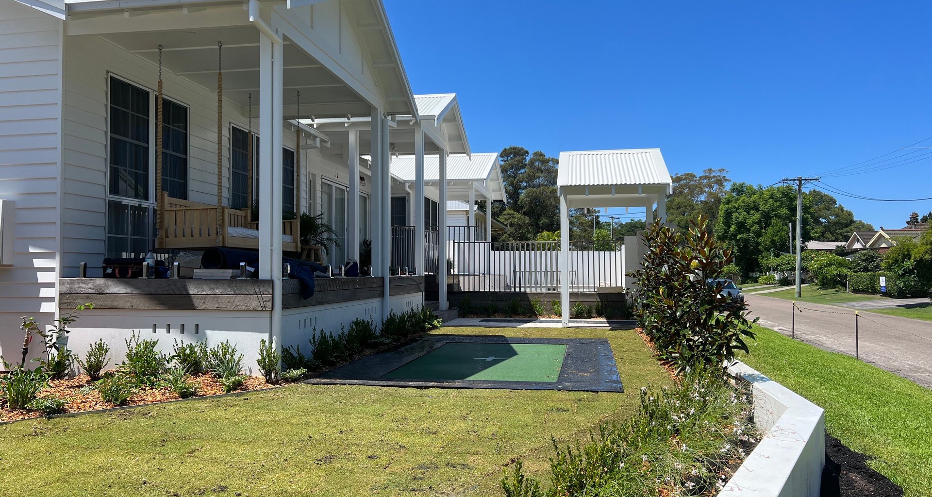 Coastal Hamptons Garden by Dream Design Scapes | ArchiPro AU