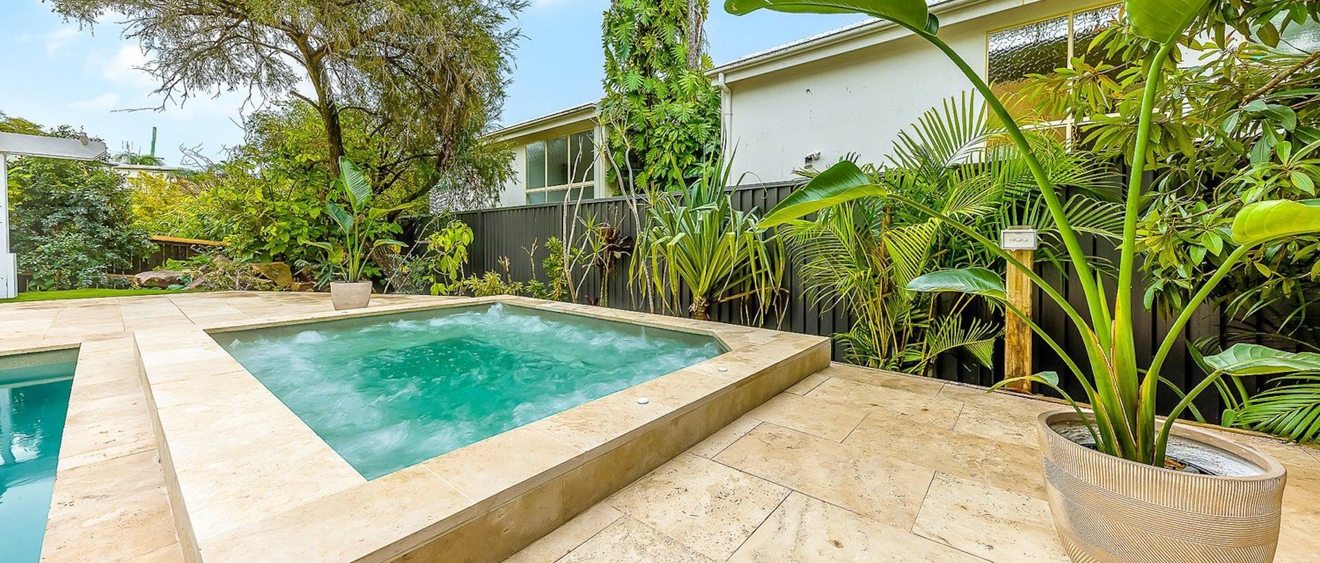 Moffat Beach by Earth Design | ArchiPro AU