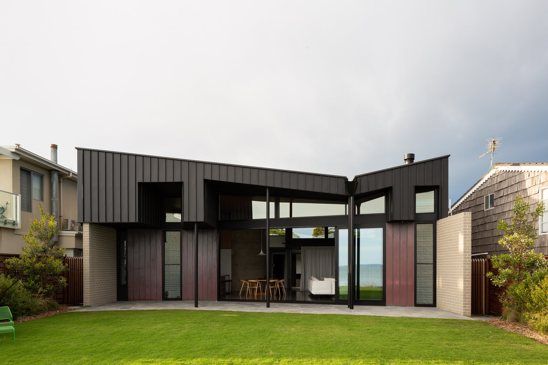 Q House by RobertsonCollectif | ArchiPro AU