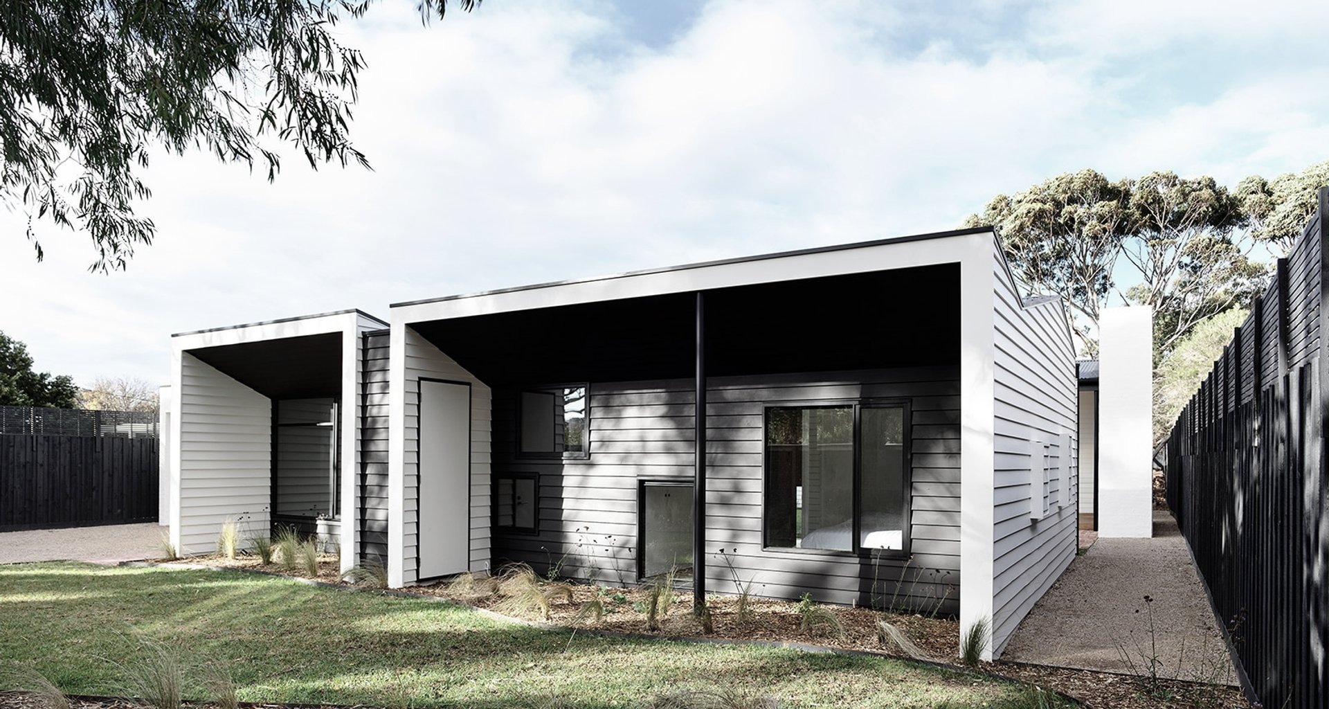 Courtyard Cottage, Flinders by Wolveridge Architects | ArchiPro AU