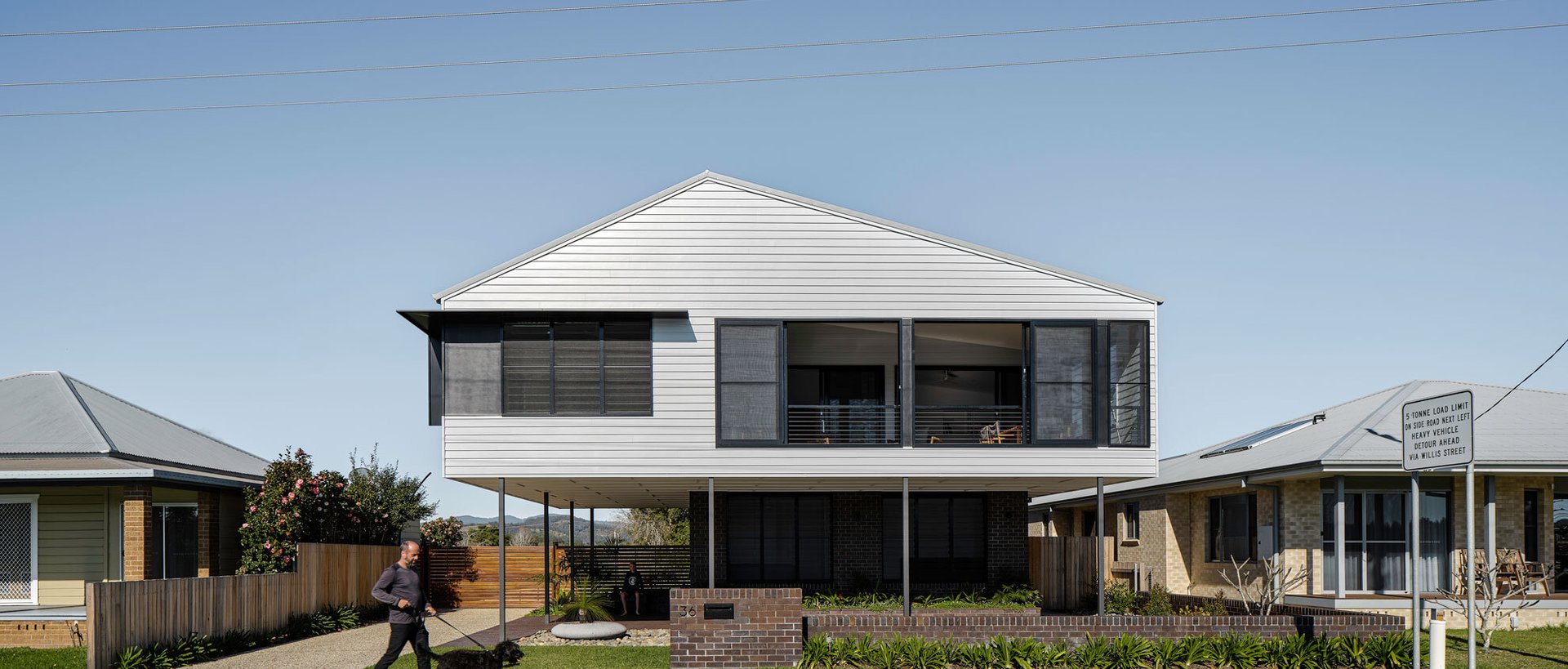Trisley House by Heka Hoods | ArchiPro AU